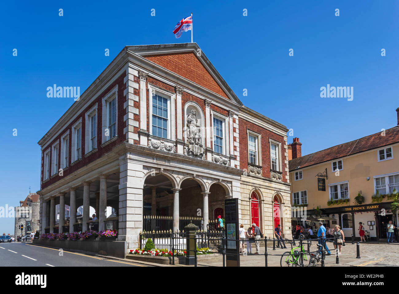 Guildhall windsor hi-res stock photography and images - Alamy