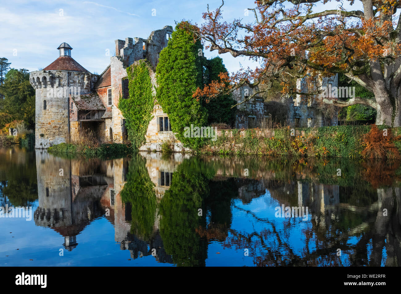 England, East Sussex, Tunbridge Wells, Lamberhurst, Scotney Castle ...