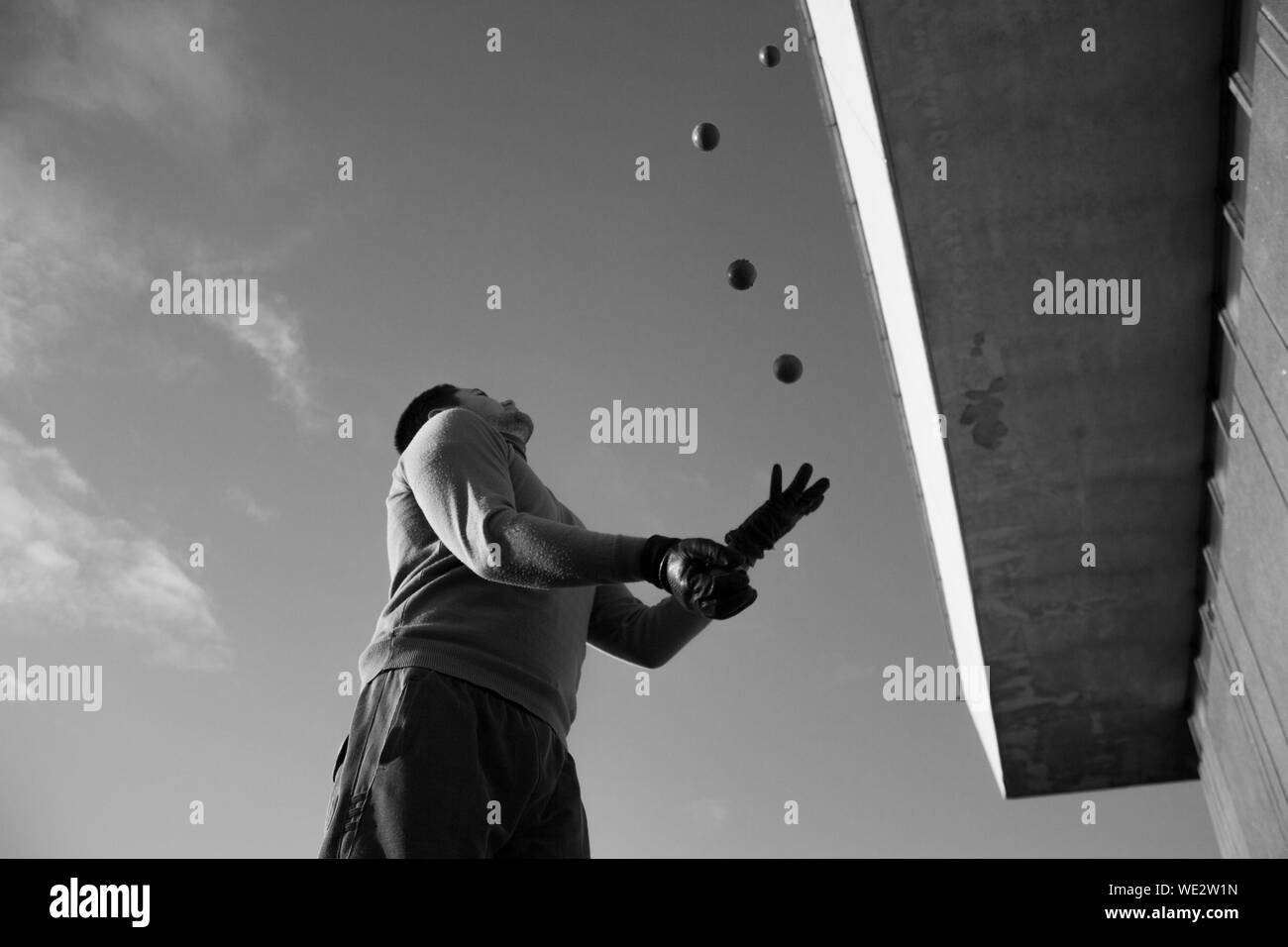 Low balls hi-res stock photography and images - Alamy