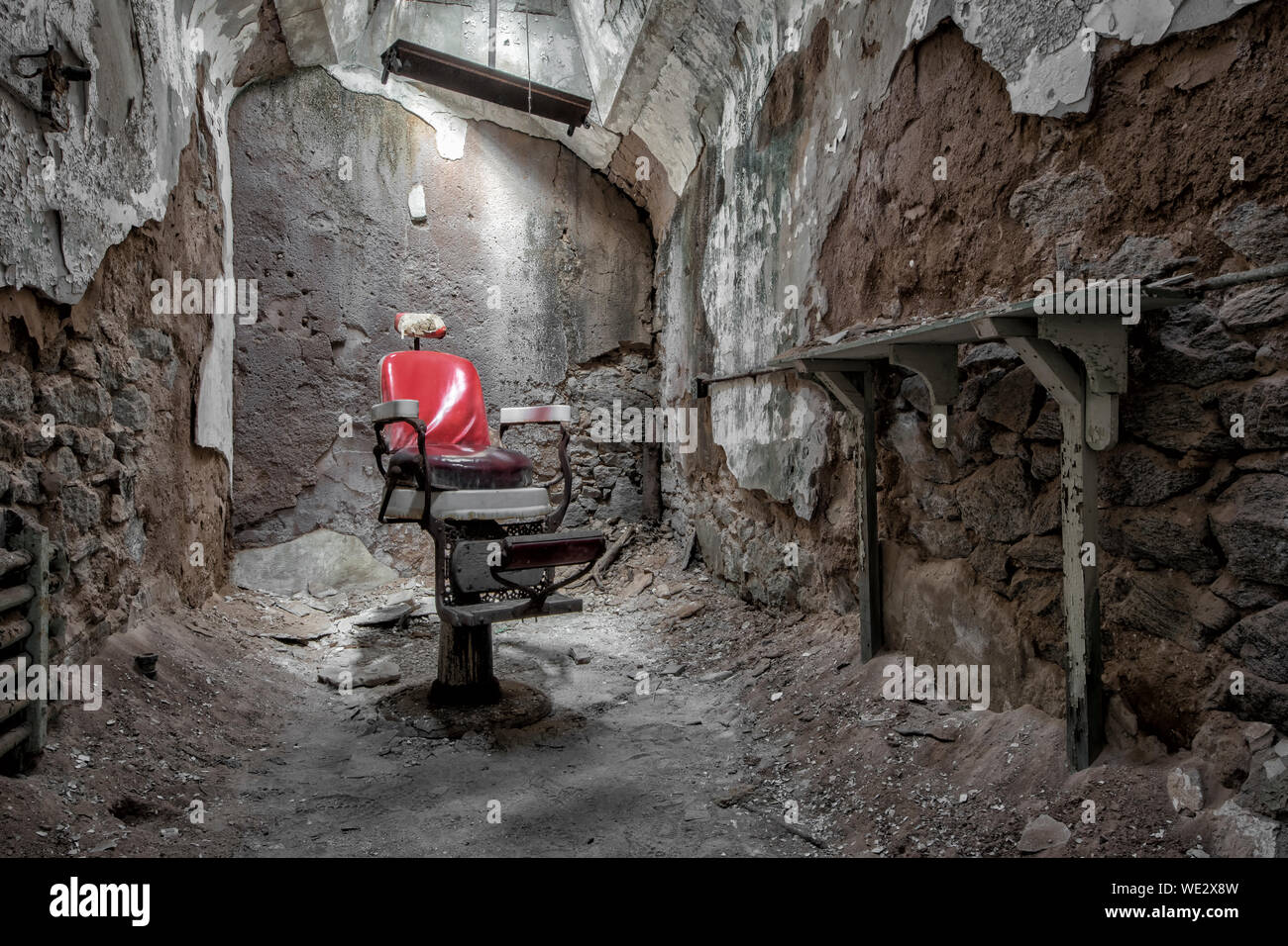 Old broken chair hi-res stock photography and images - Alamy