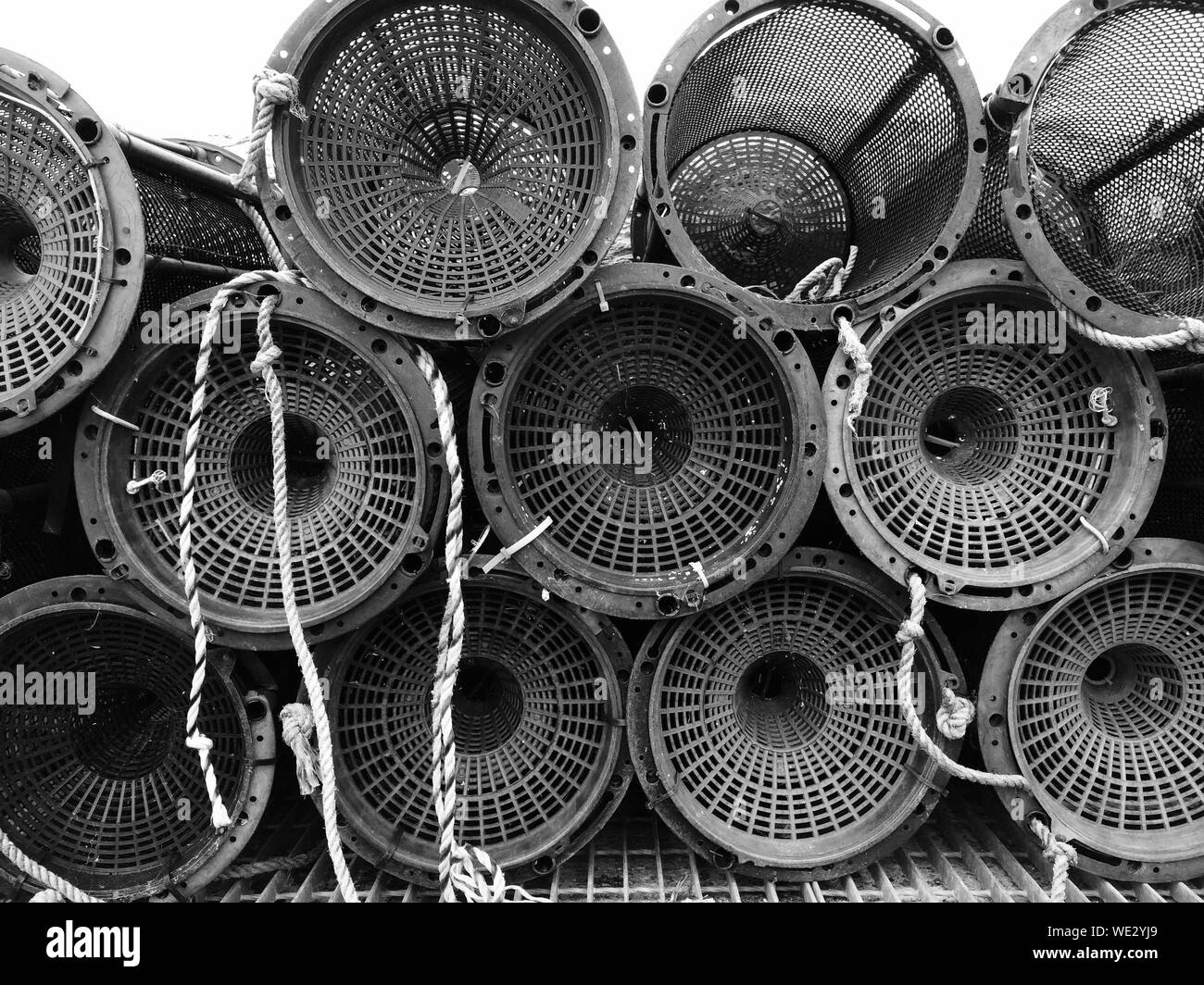 Rope Circle Black and White Stock Photos & Images - Alamy