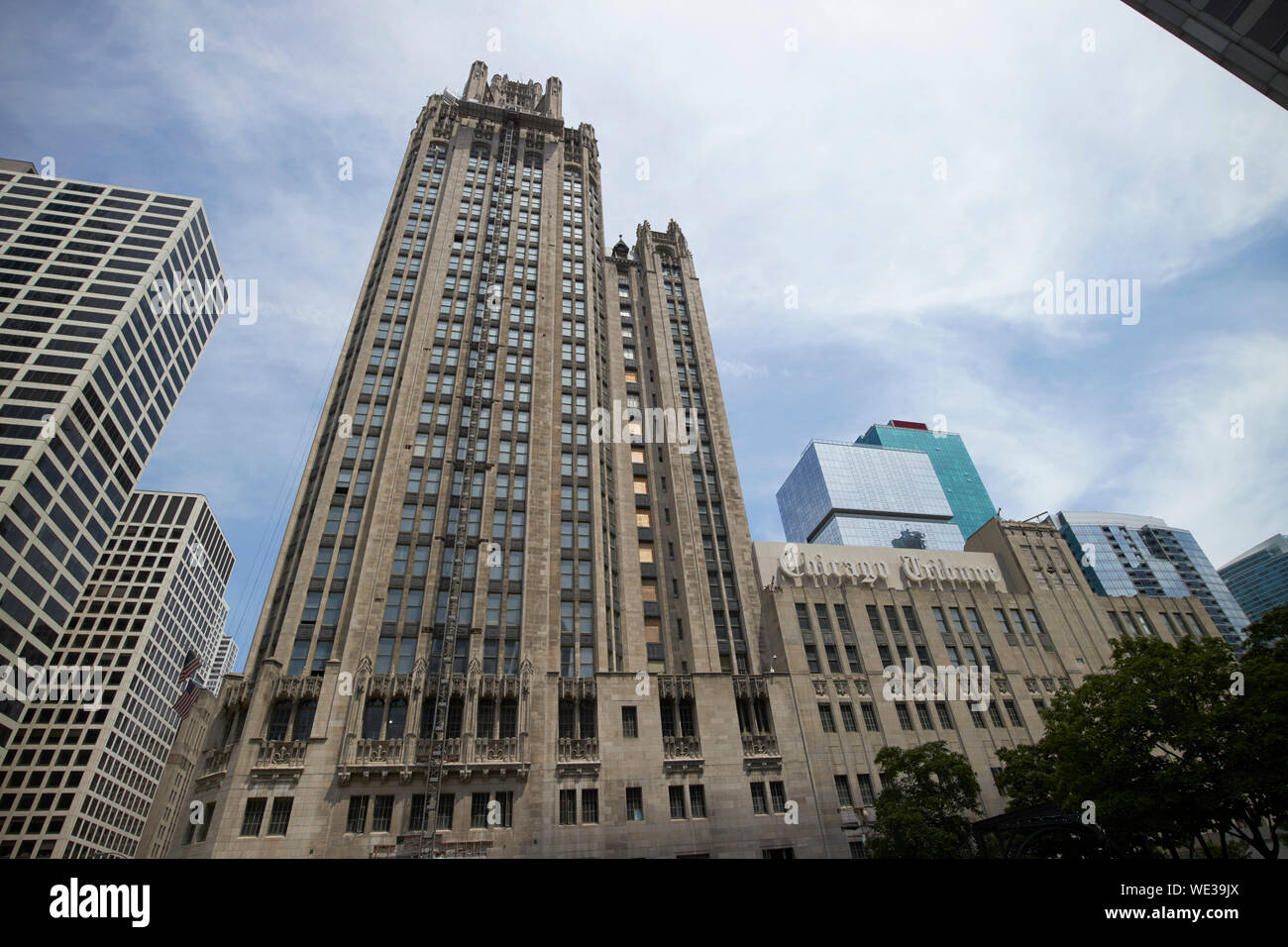 chicago tribune building and the tribune tower chicago illinois united ...