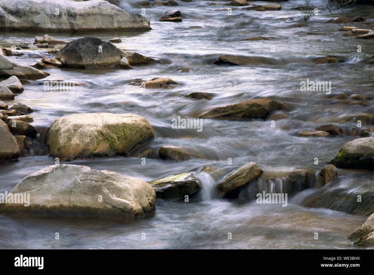 Waterfall beach hi-res stock photography and images - Alamy