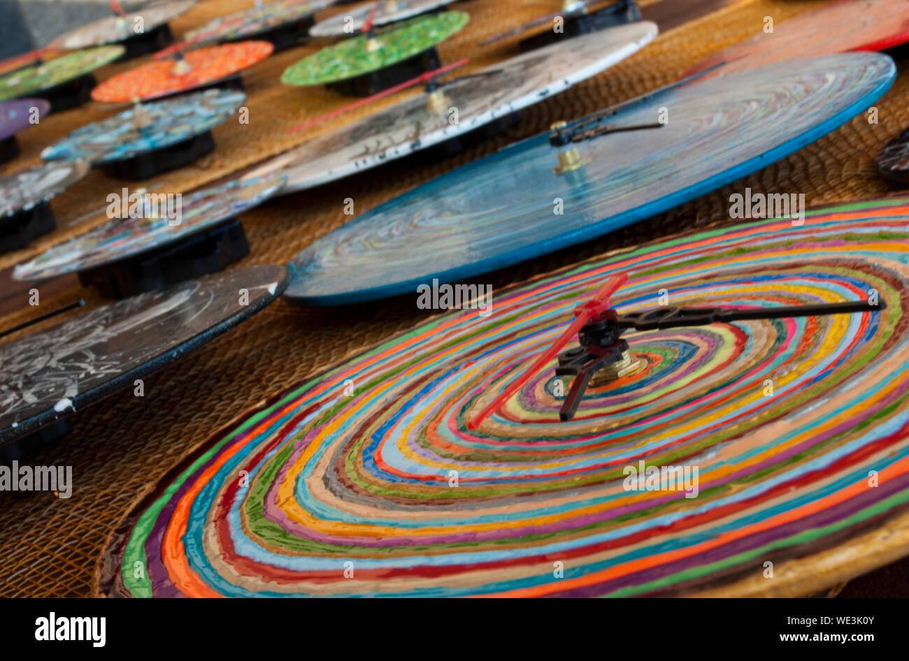 Row of clocks hi-res stock photography and images - Alamy