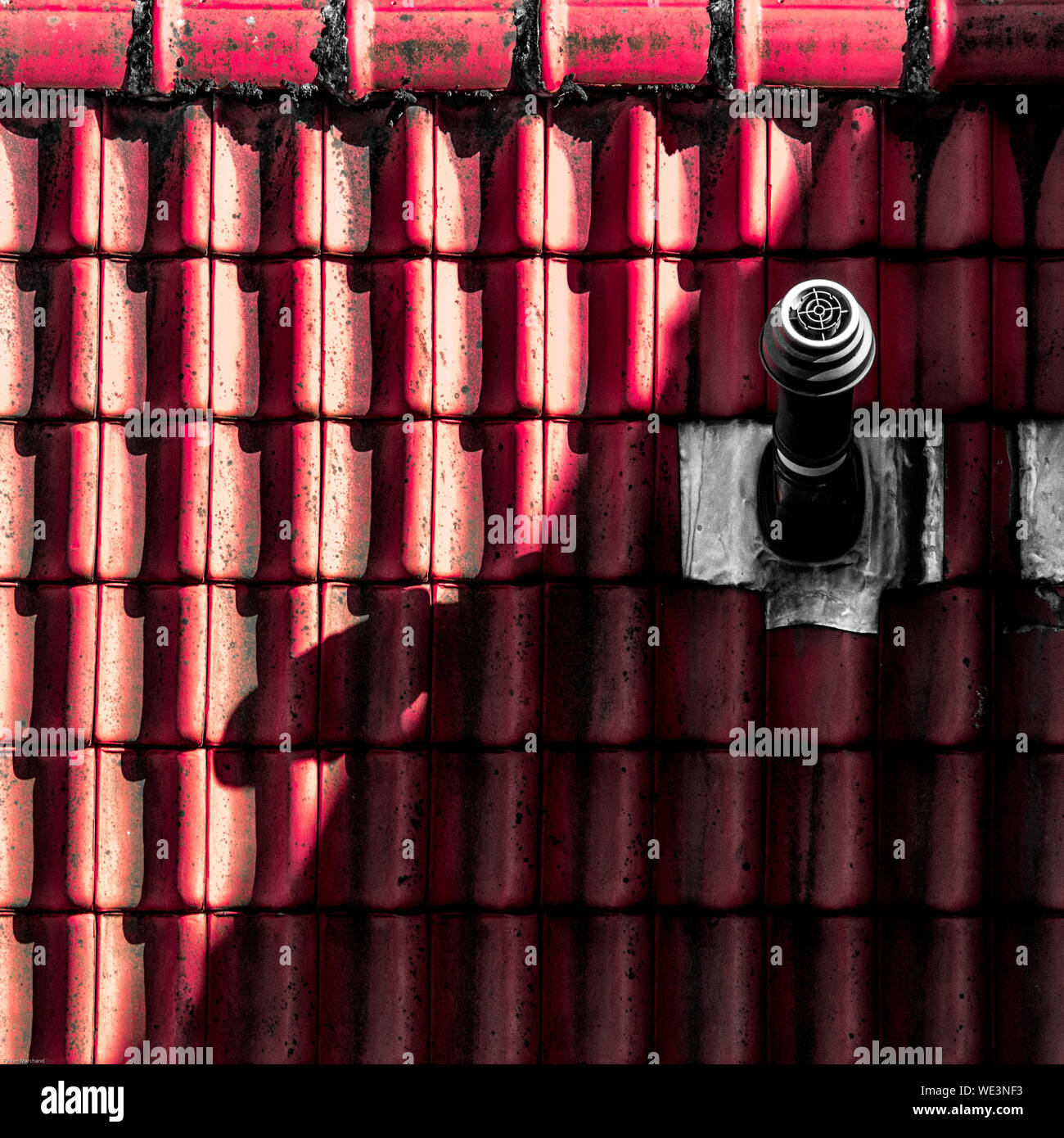 Metal stack roof hi-res stock photography and images - Alamy