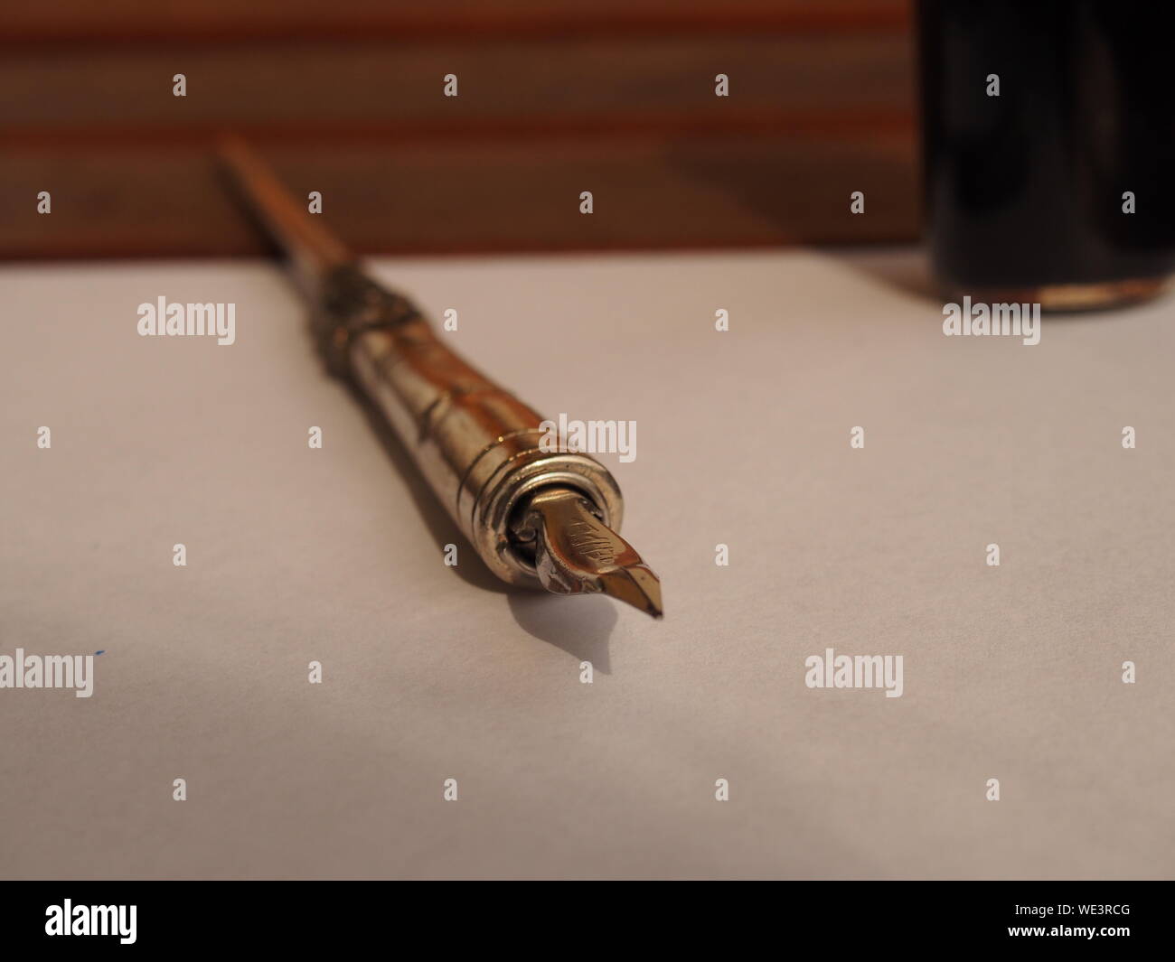 Well paper hi-res stock photography and images - Alamy