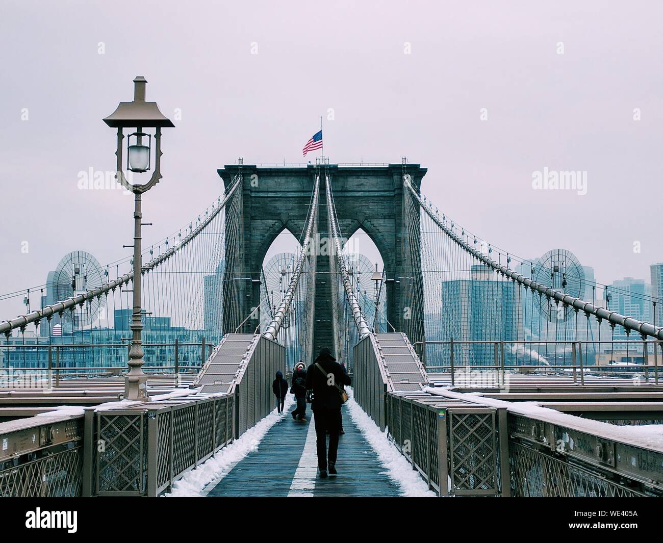 Brooklyn bridge full view hi-res stock photography and images - Alamy