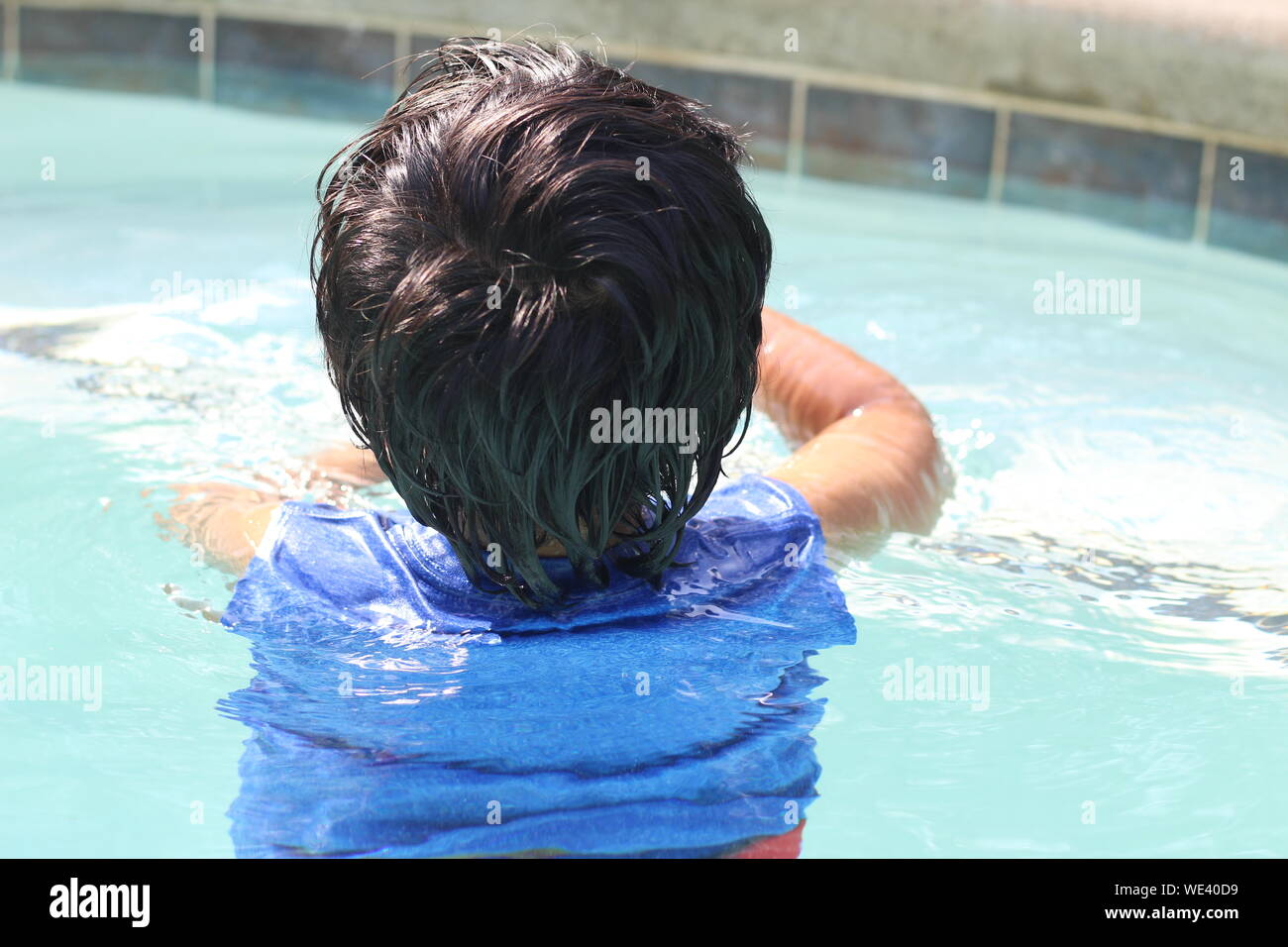 Child pool outdoors hi-res stock photography and images - Alamy