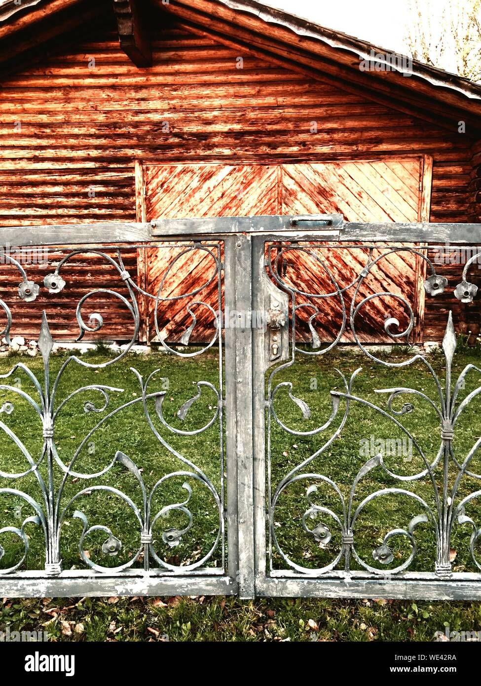 Wrought Iron Cottage Gate High Resolution Stock Photography and Images ...