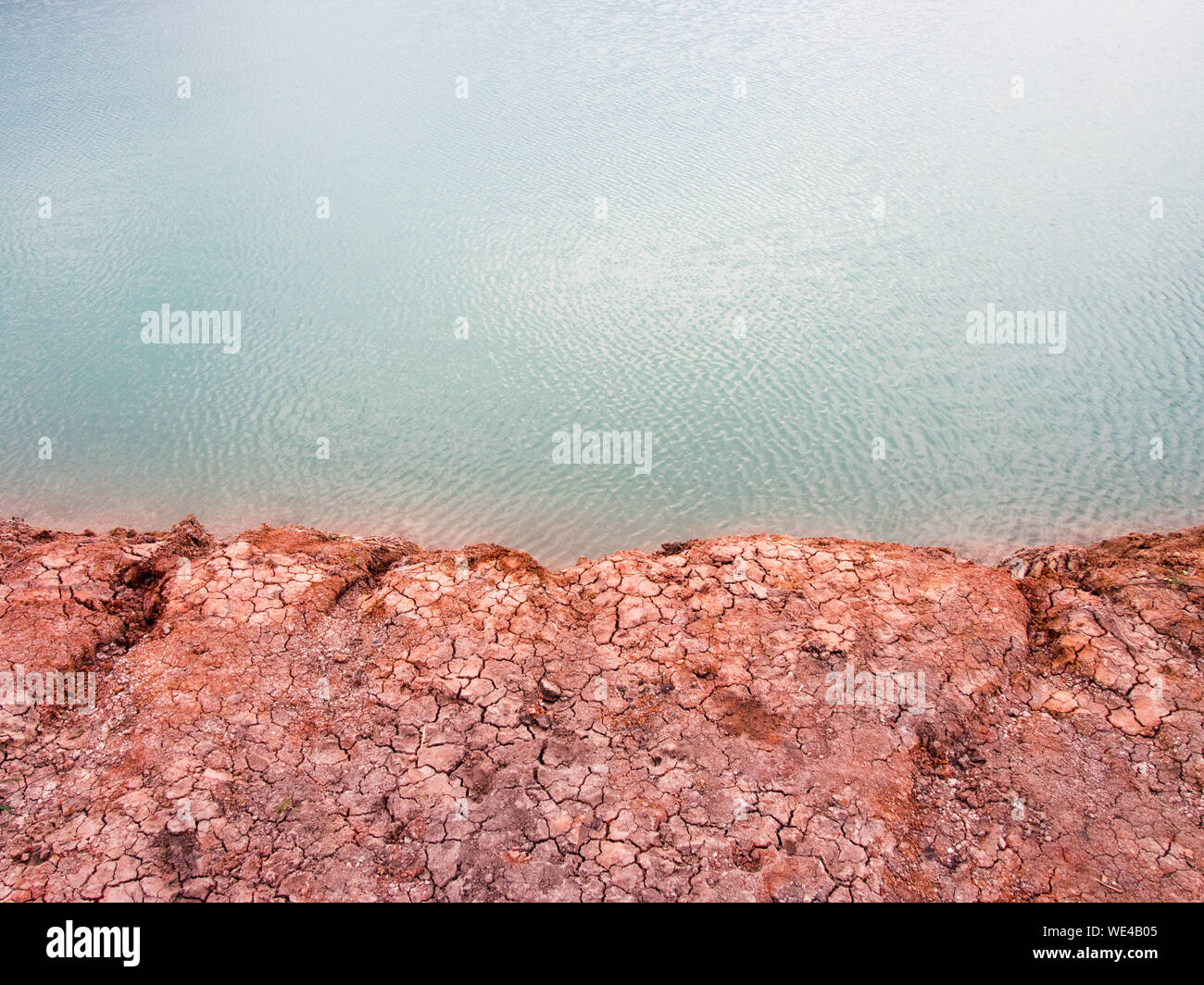 Very dry field hi-res stock photography and images - Alamy