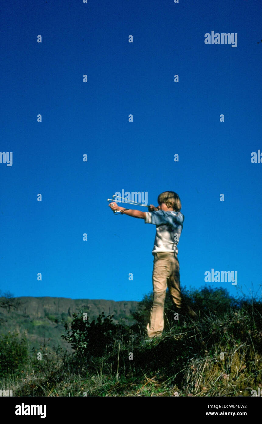 Boy catapult hi-res stock photography and images - Alamy