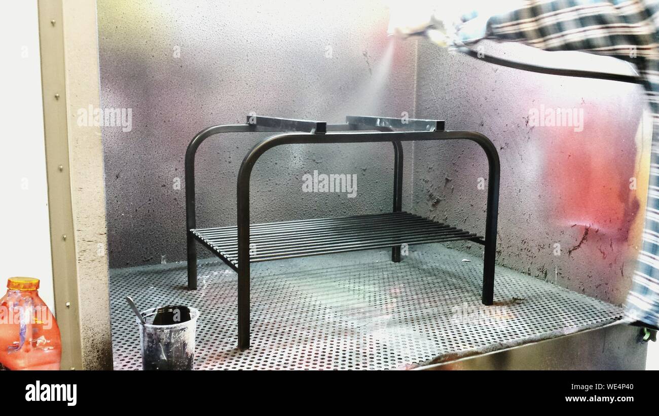 Manual spray hi-res stock photography and images - Alamy