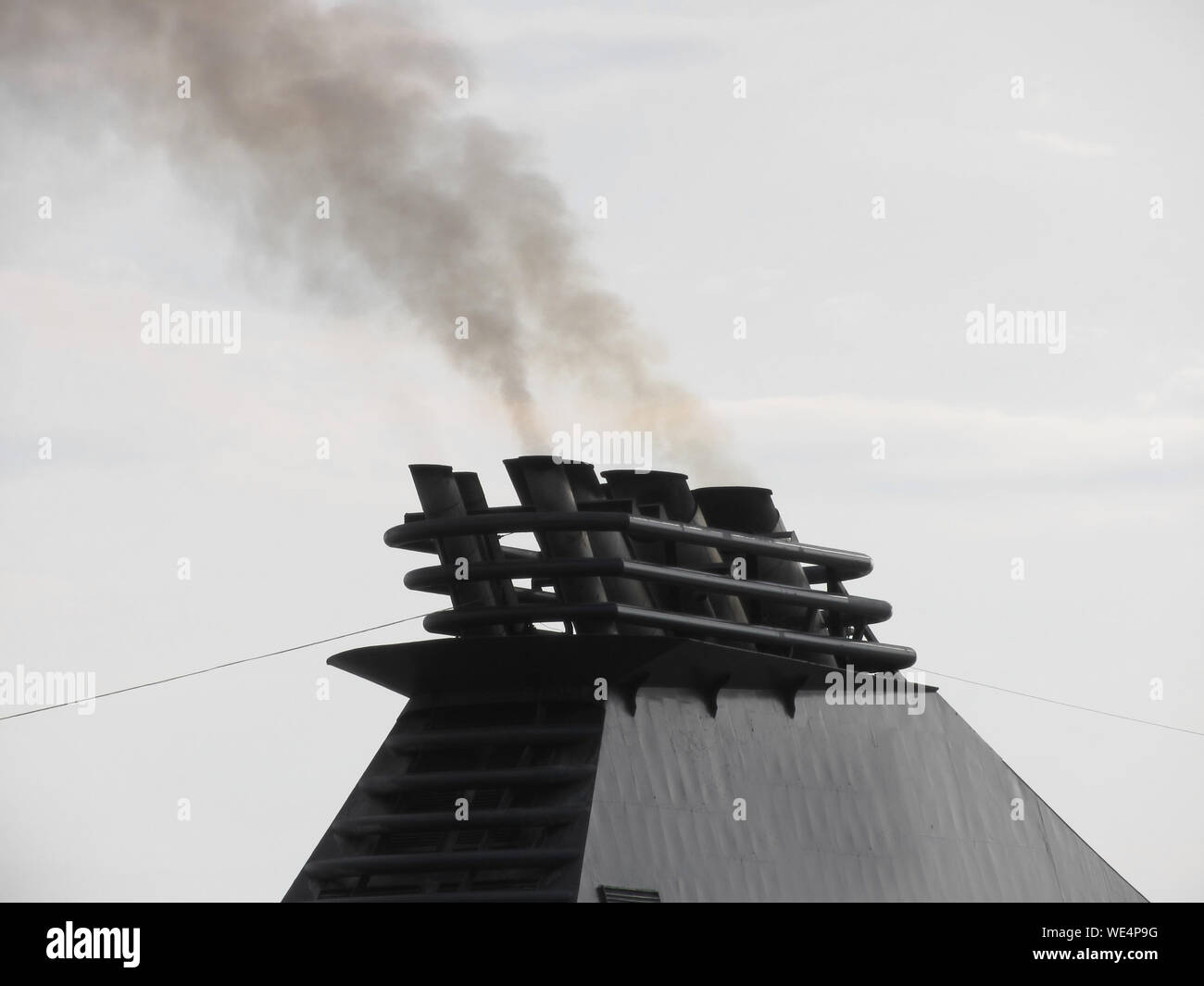 Ship Funnel Smoke High Resolution Stock Photography and Images - Alamy