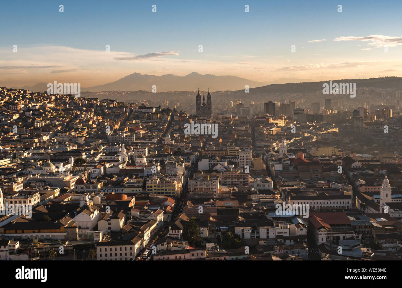 Aerial view quito hi-res stock photography and images - Alamy