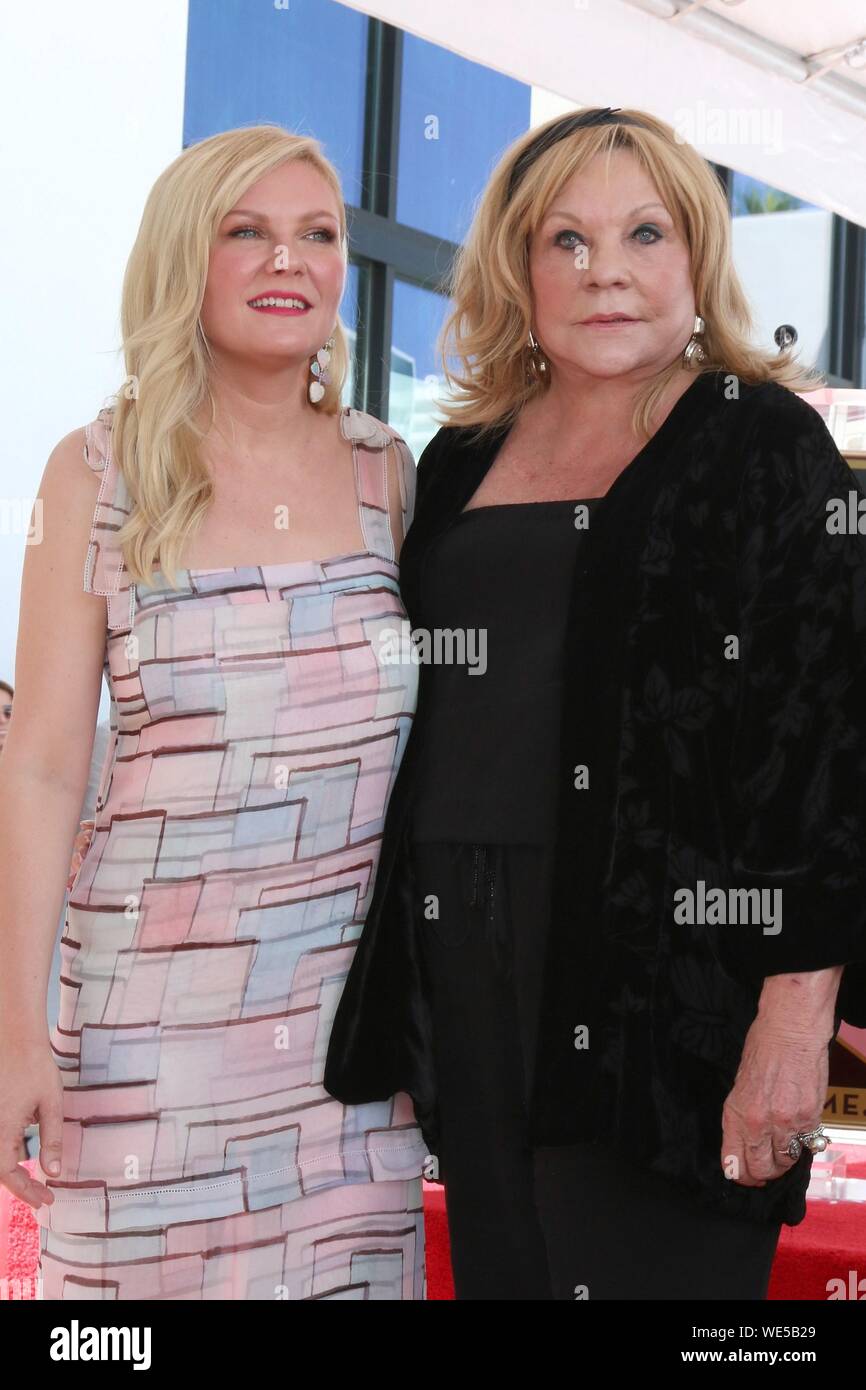Los Angeles, CA. 29th Aug, 2019. Kirsten Dunst, Inez Rupprecht at the ...