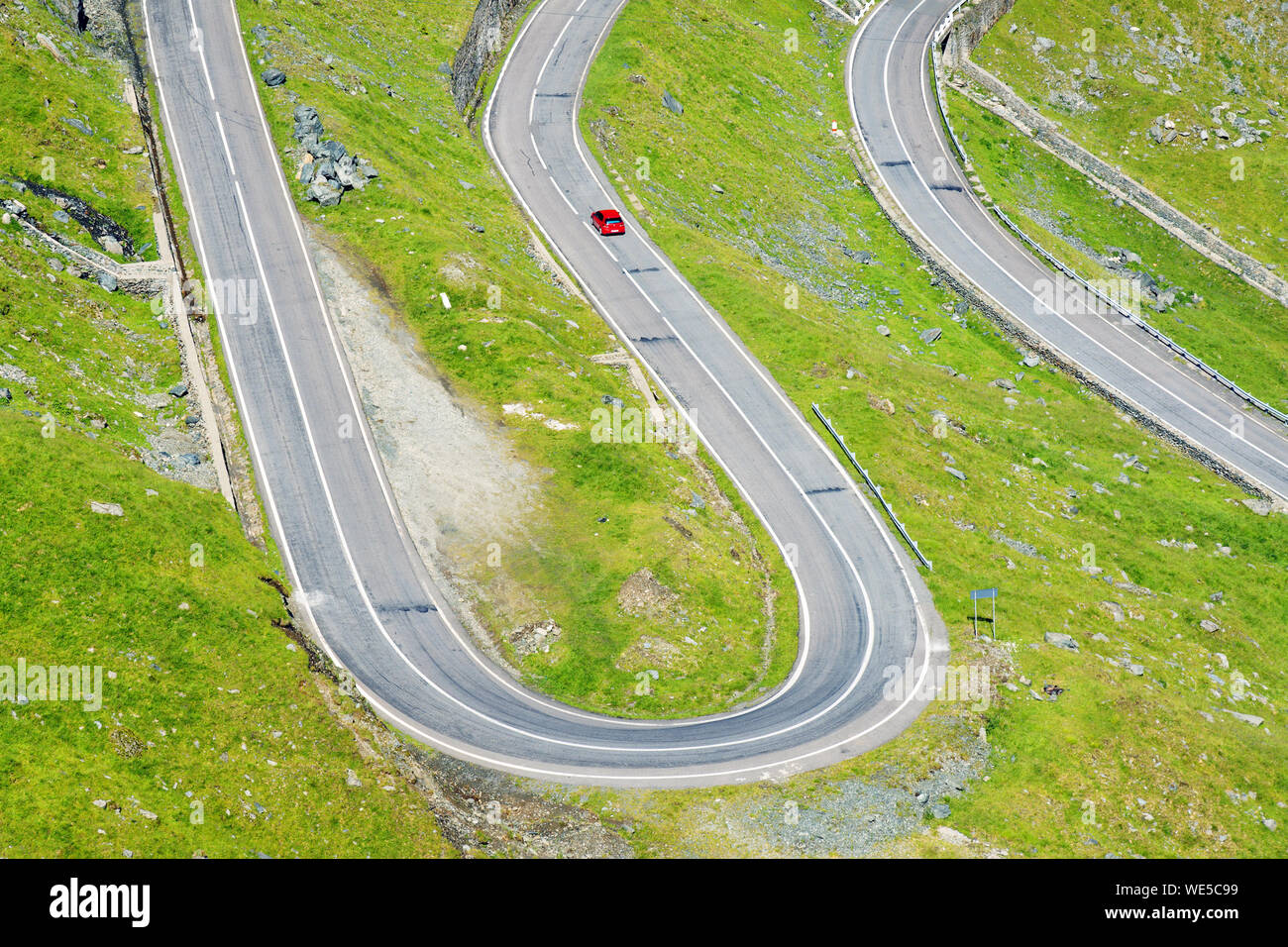 Winding country road curve hi-res stock photography and images - Alamy