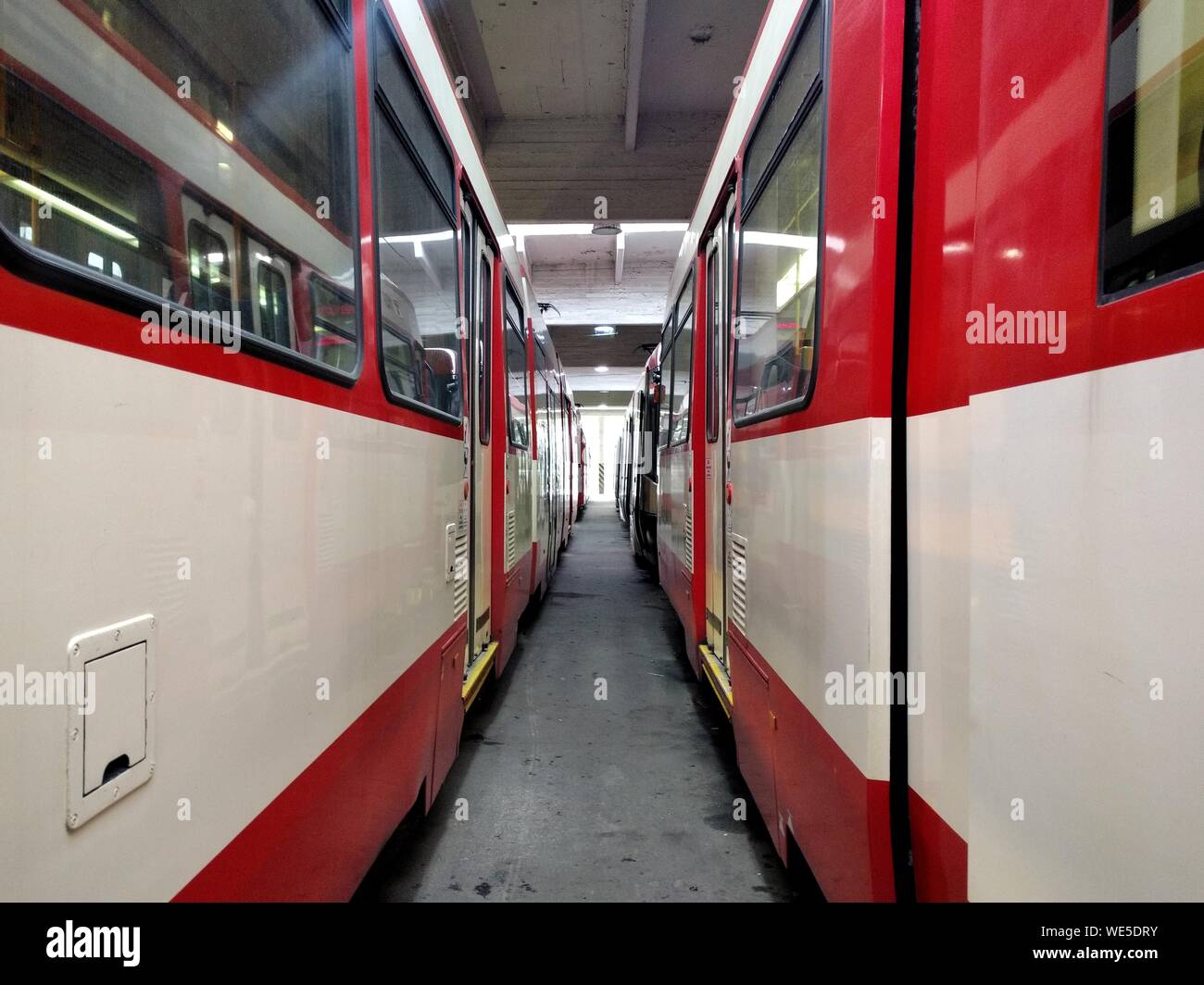 Buses This Way High Resolution Stock Photography and Images - Alamy