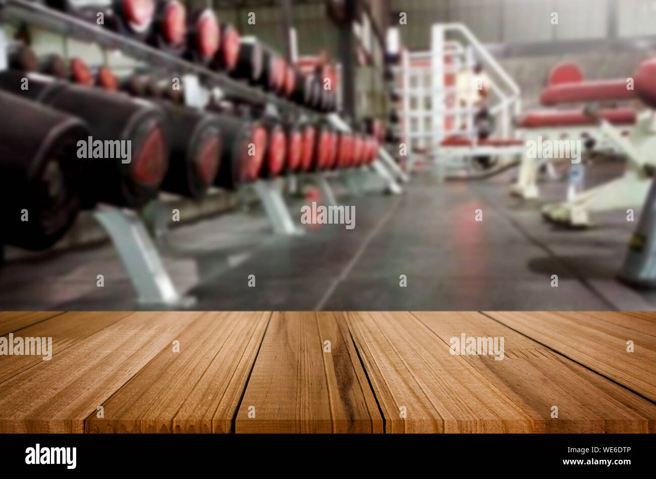 Dumbbell rack hi-res stock photography and images - Alamy