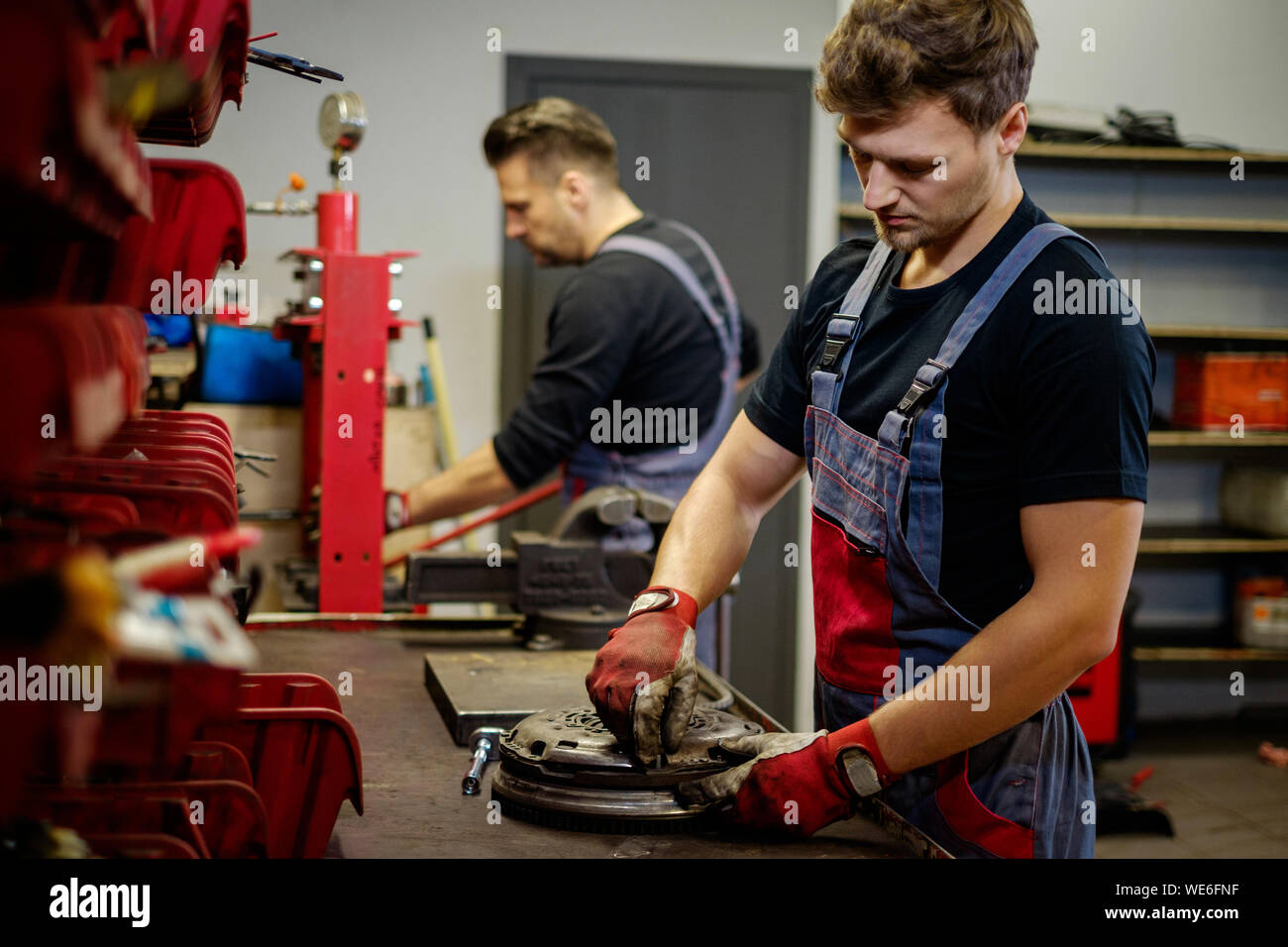 Garage workshop inspection lamp hi-res stock photography and images - Alamy