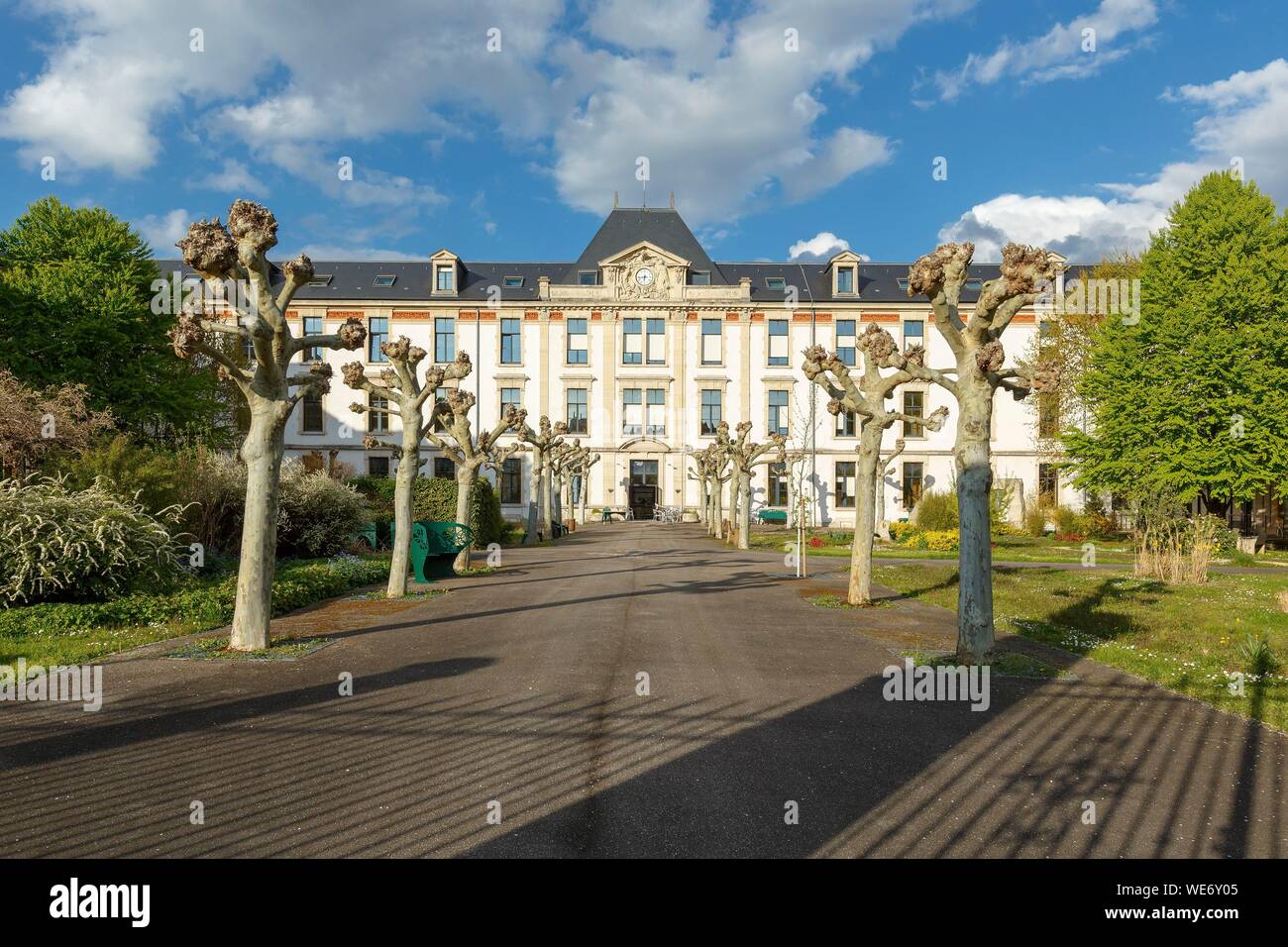 Chru High Resolution Stock Photography and Images - Alamy