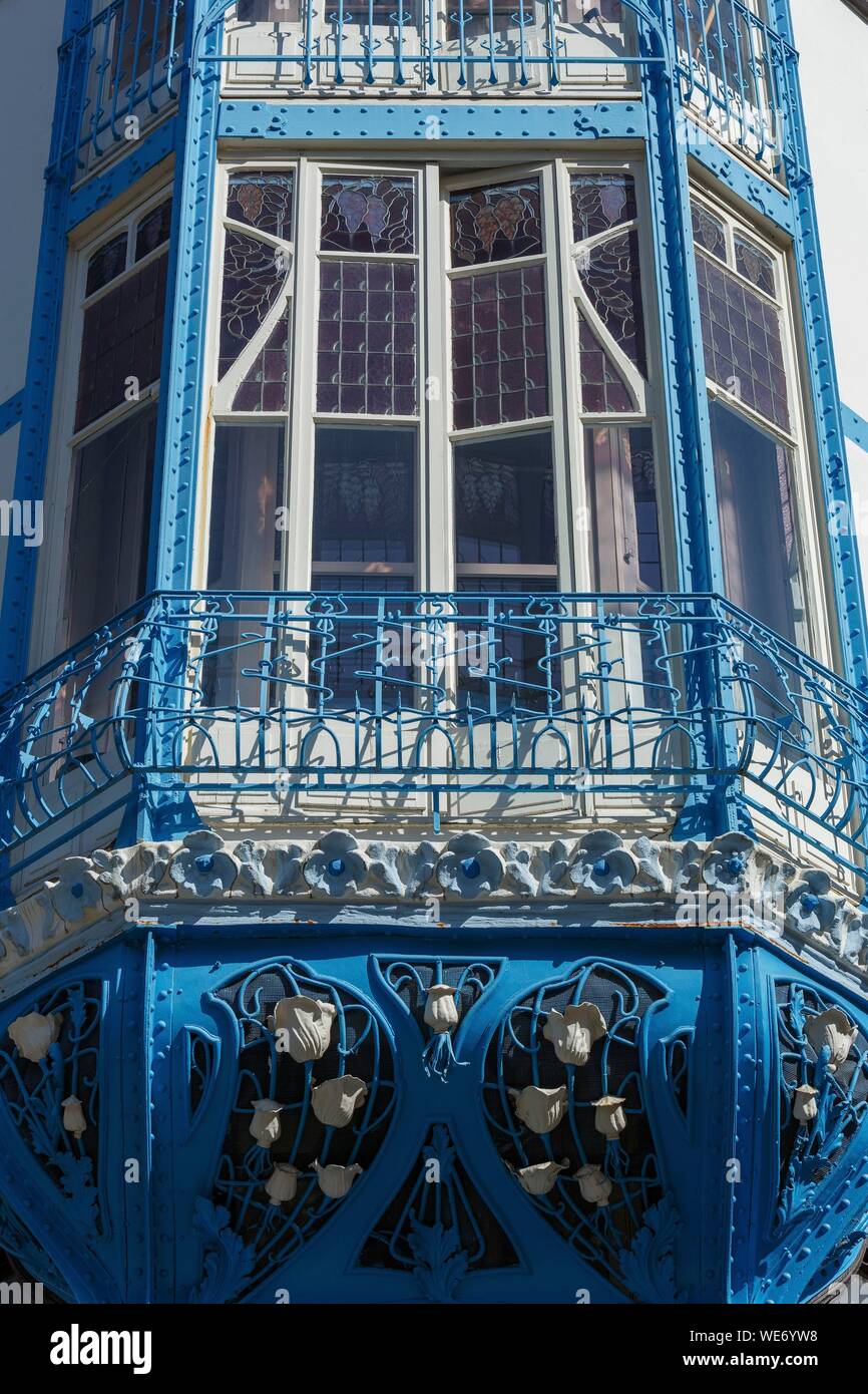 Engineer composition hi-res stock photography and images - Alamy