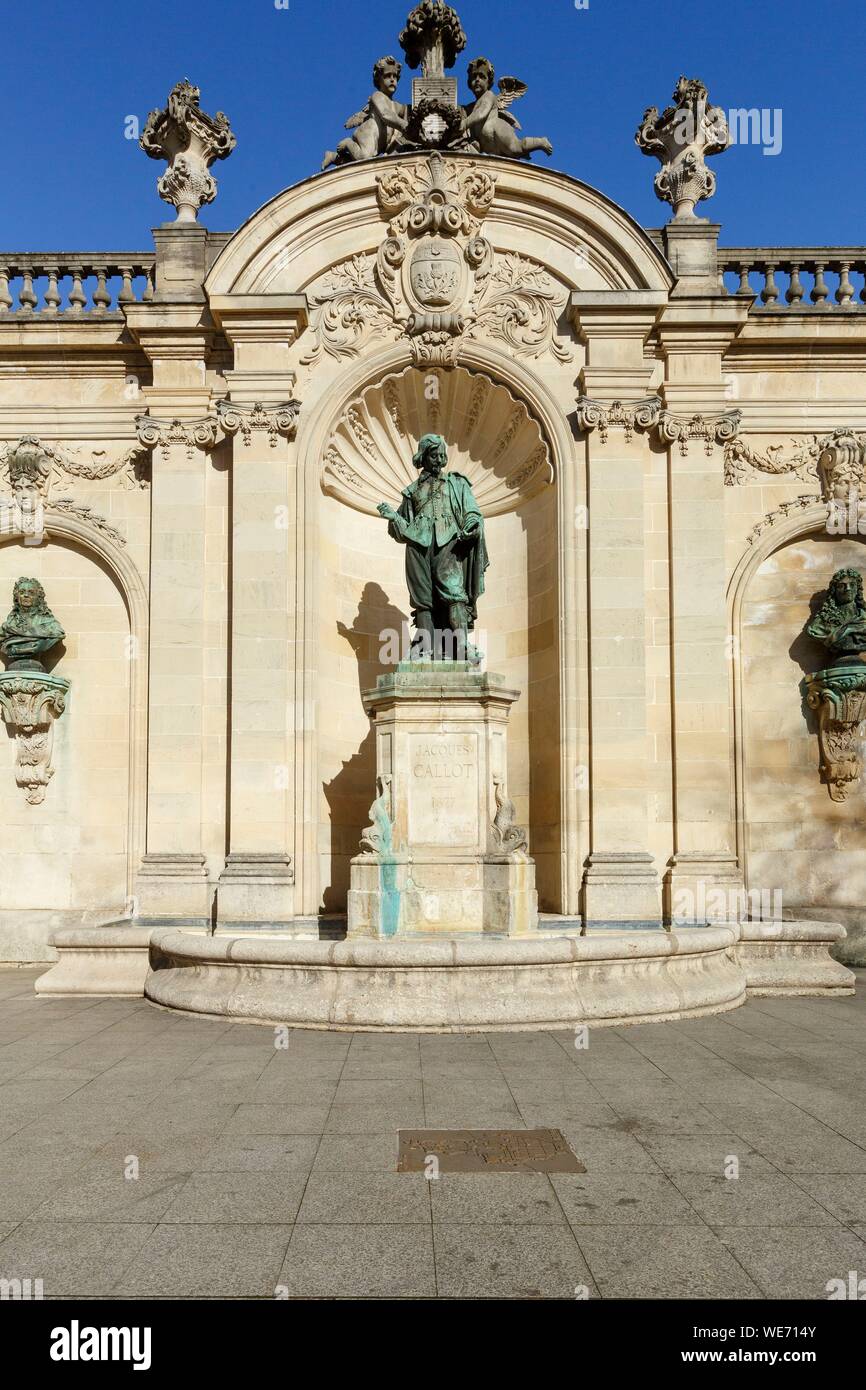 France, Meurthe et Moselle, Nancy, statue of Jacques Callot on Place ...