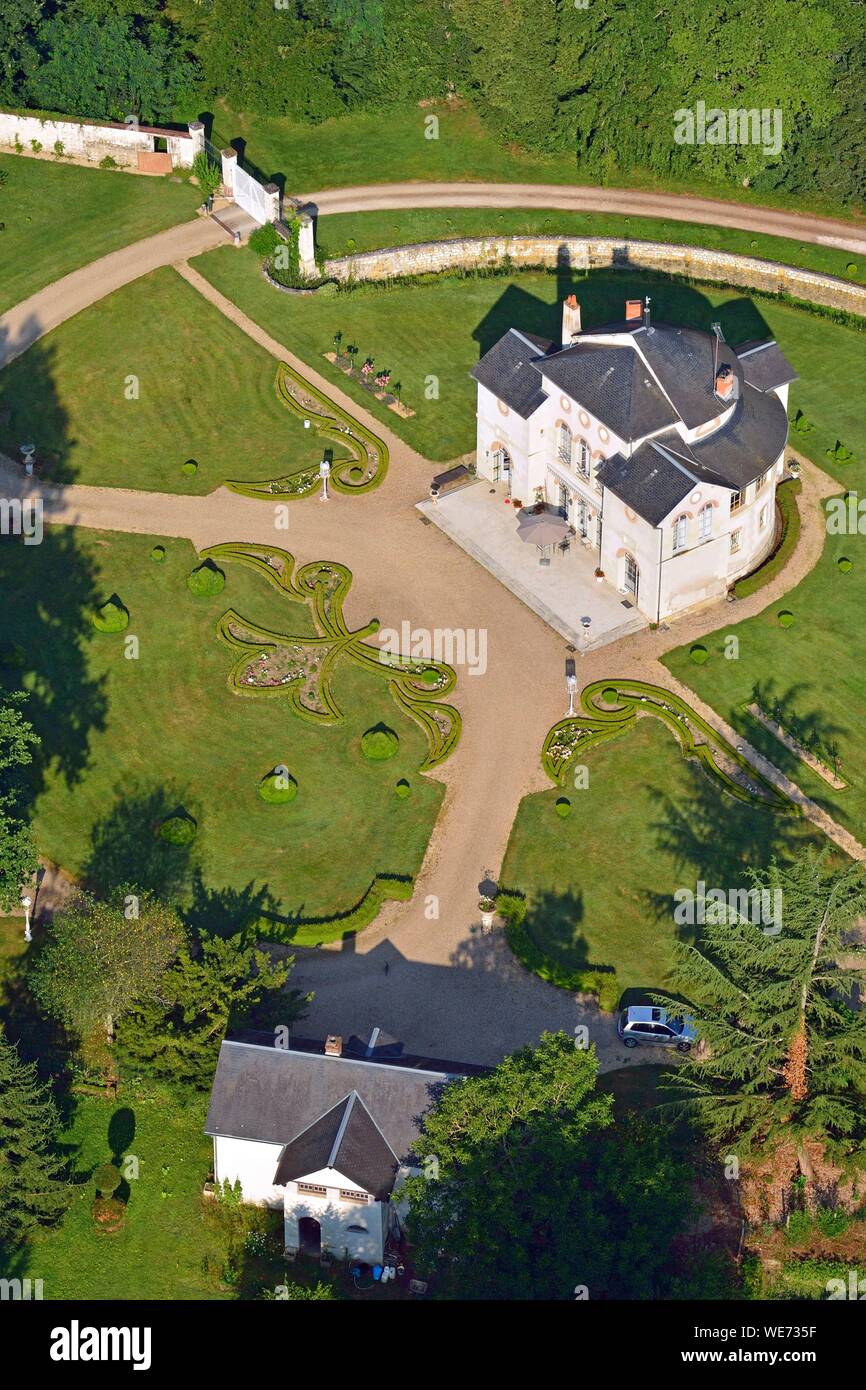 Aerial hunting lodge hi-res stock photography and images - Alamy