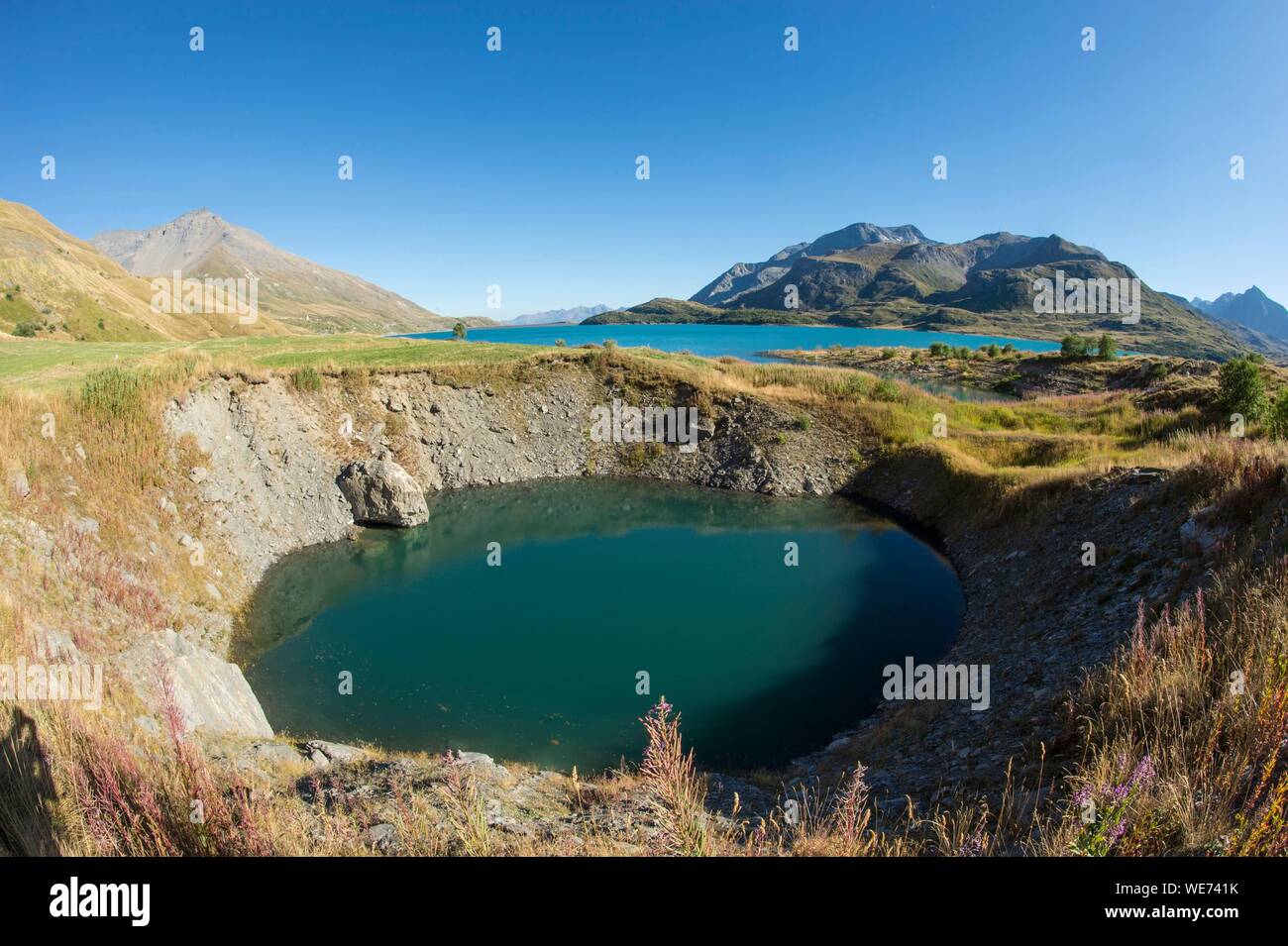 Dam funnel hi-res stock photography and images - Alamy
