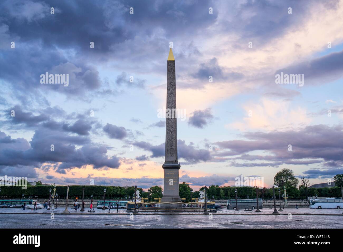 View place de la concorde hi-res stock photography and images - Alamy