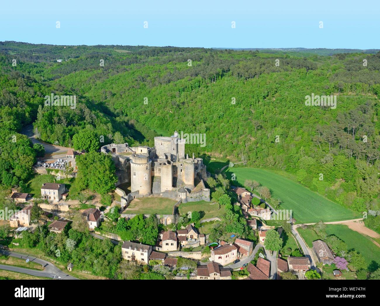 Bonaguil Castle Stock Photos & Bonaguil Castle Stock Images - Alamy