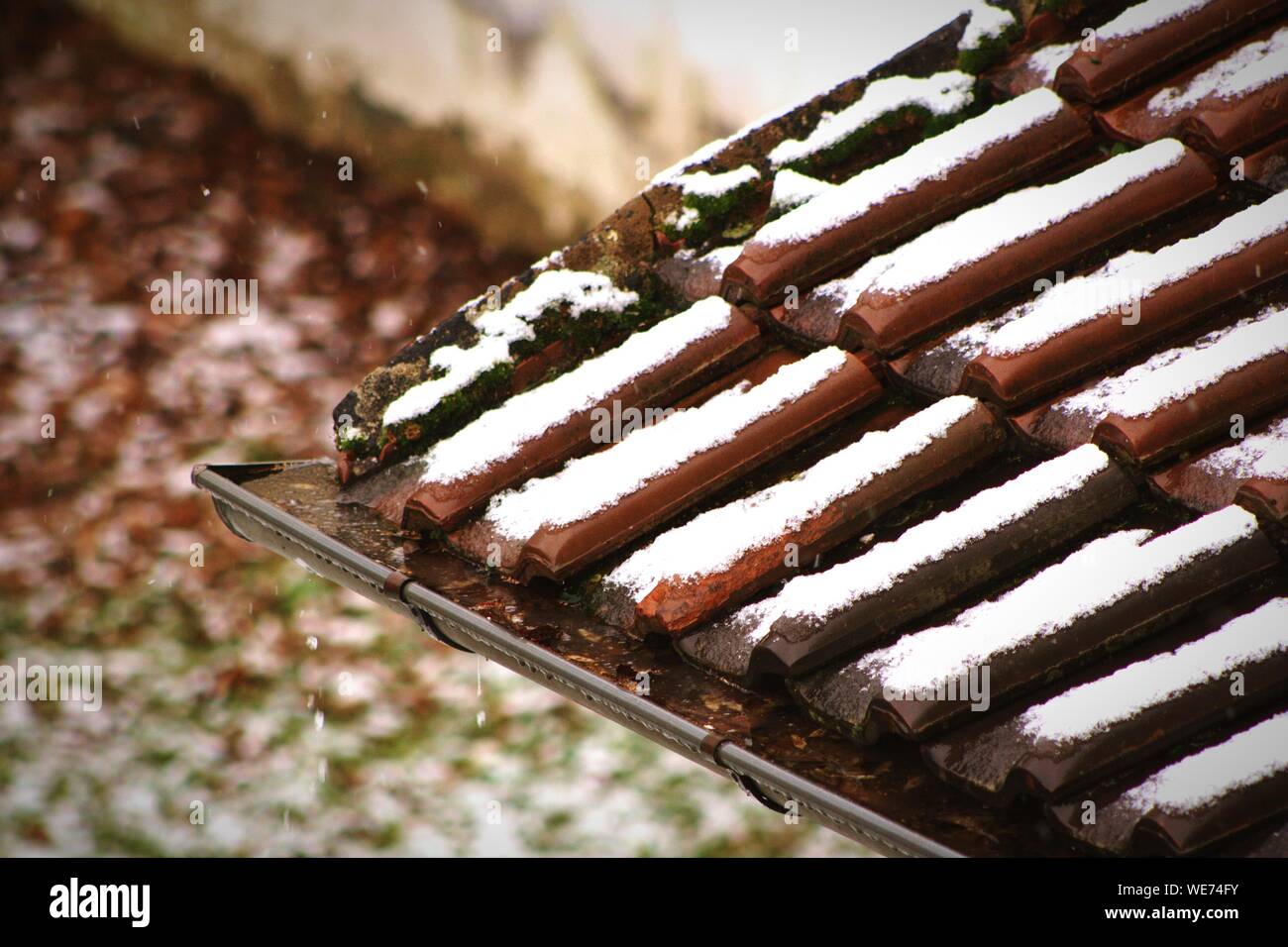 Melting Snow From Roof High Resolution Stock Photography and Images - Alamy