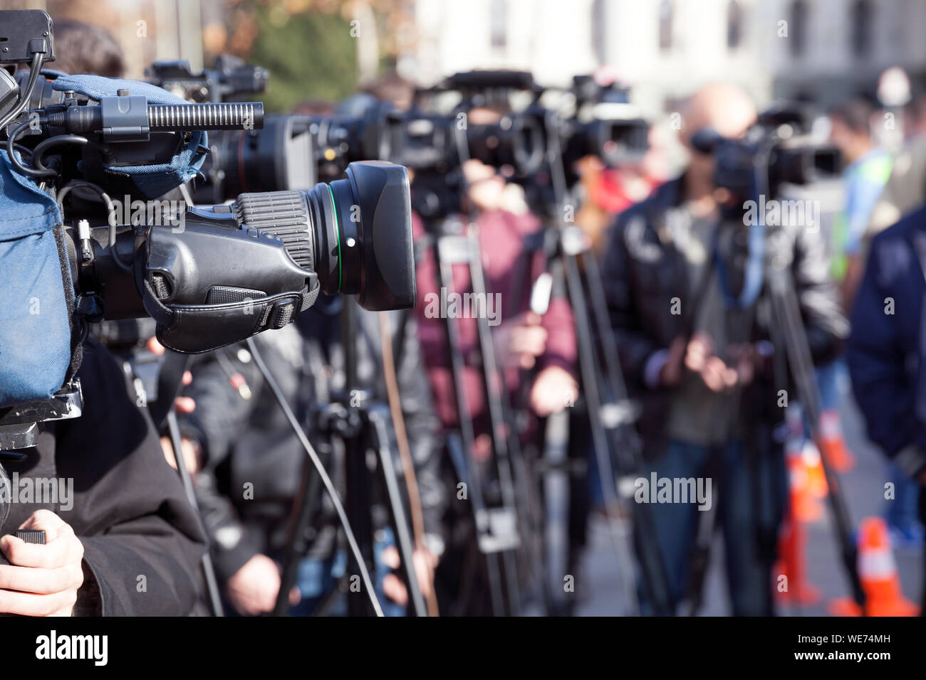 Interview road people hi-res stock photography and images - Alamy