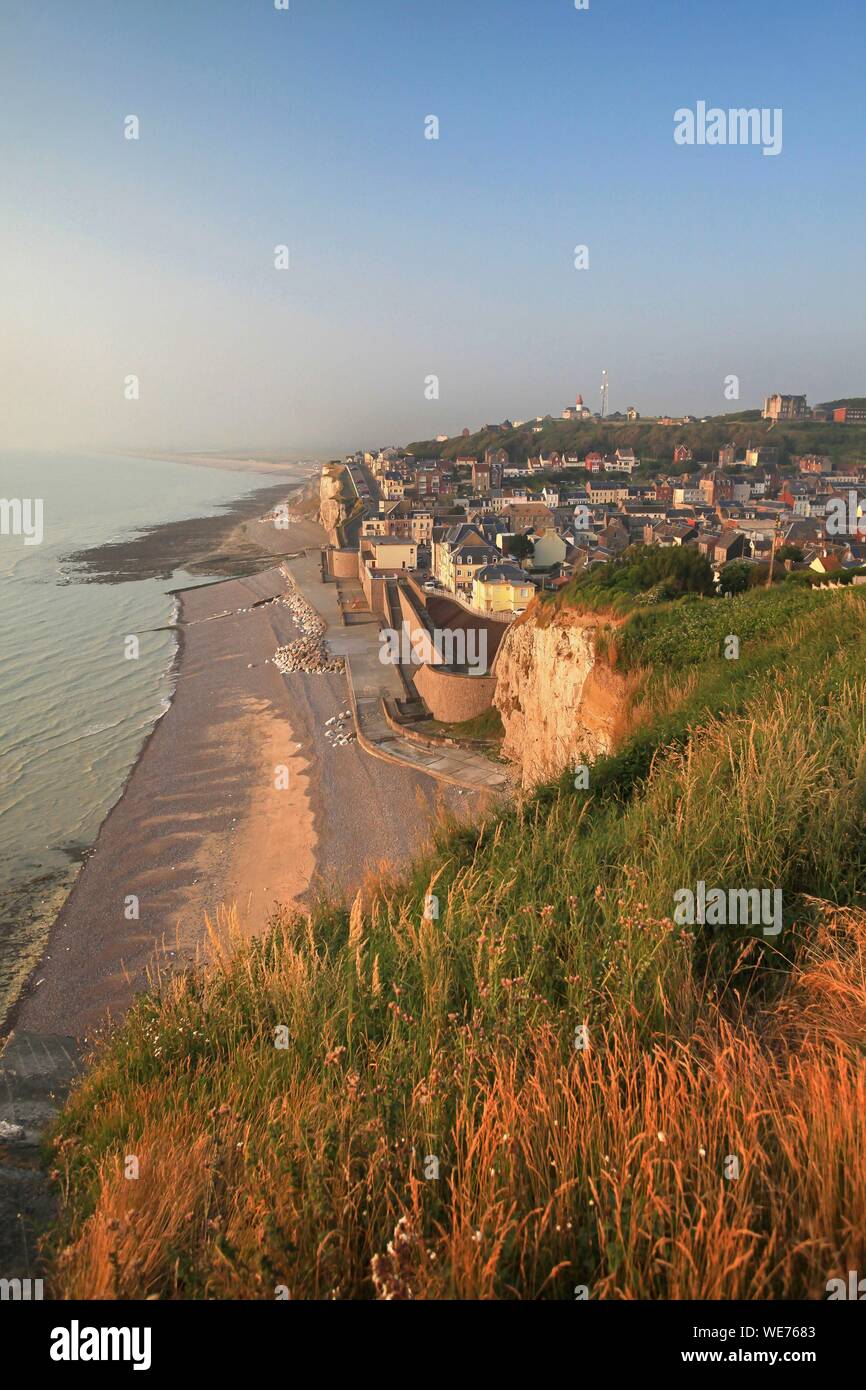 Village ault picardie france hi-res stock photography and images - Alamy
