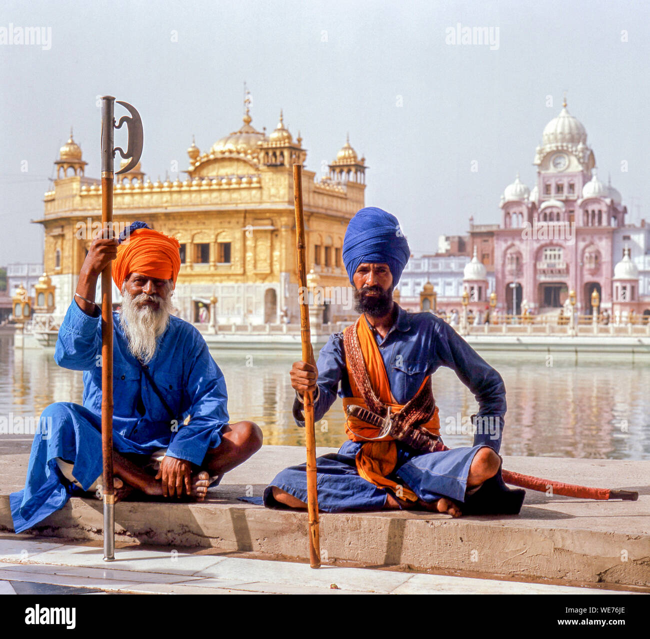 Guards at golden temple amritsar hi-res stock photography and images ...