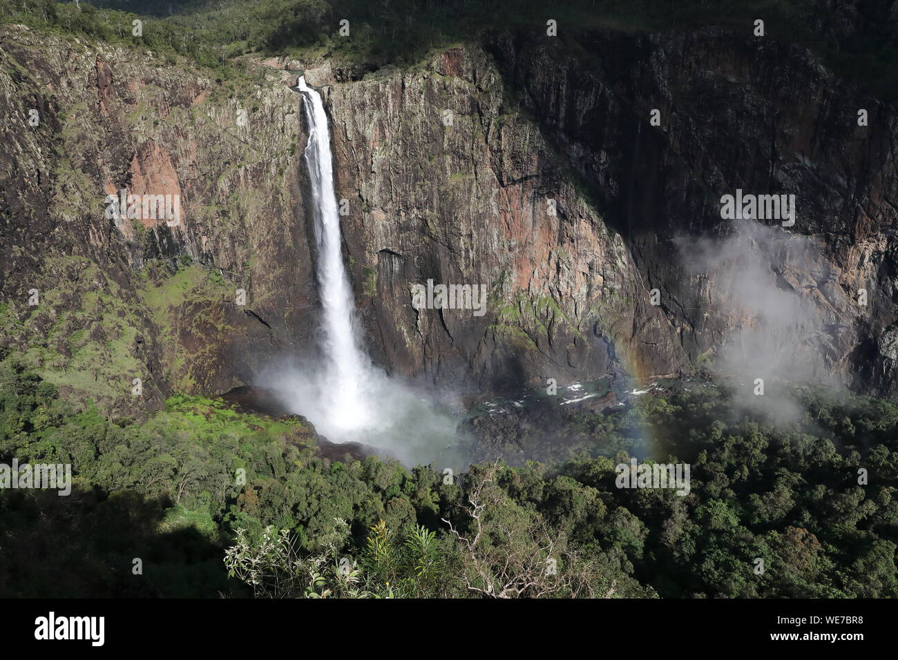 Wallaman Falls, Girringun National Park,Queensland , Australia Stock ...