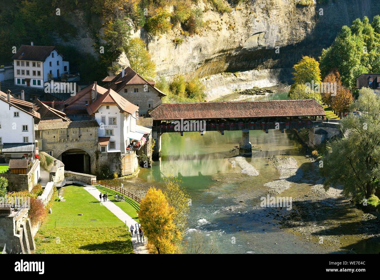 Switzerland, Canton of Fribourg, Fribourg, Sarine River (Saane River ...