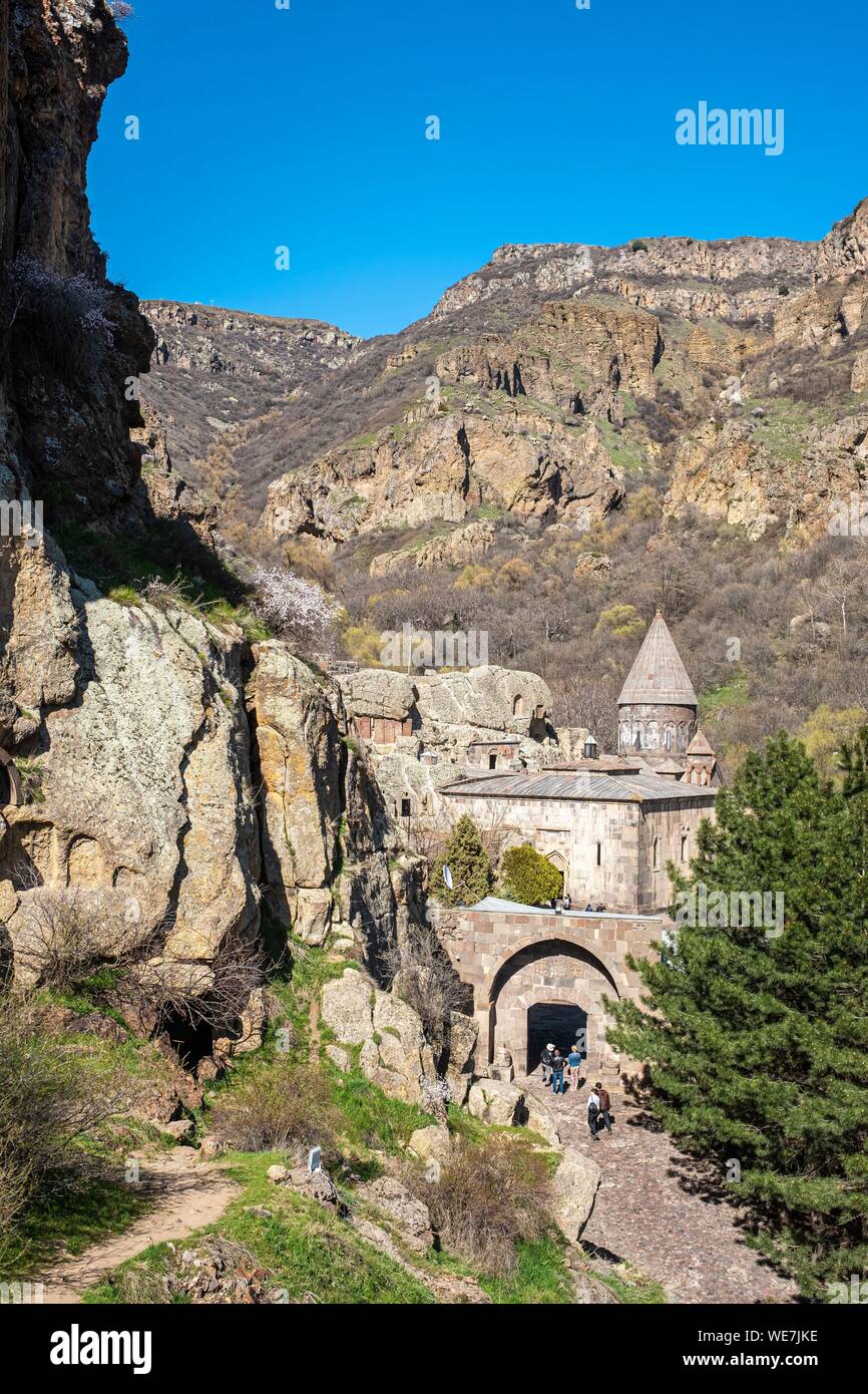 Medieval monastery hi-res stock photography and images - Alamy