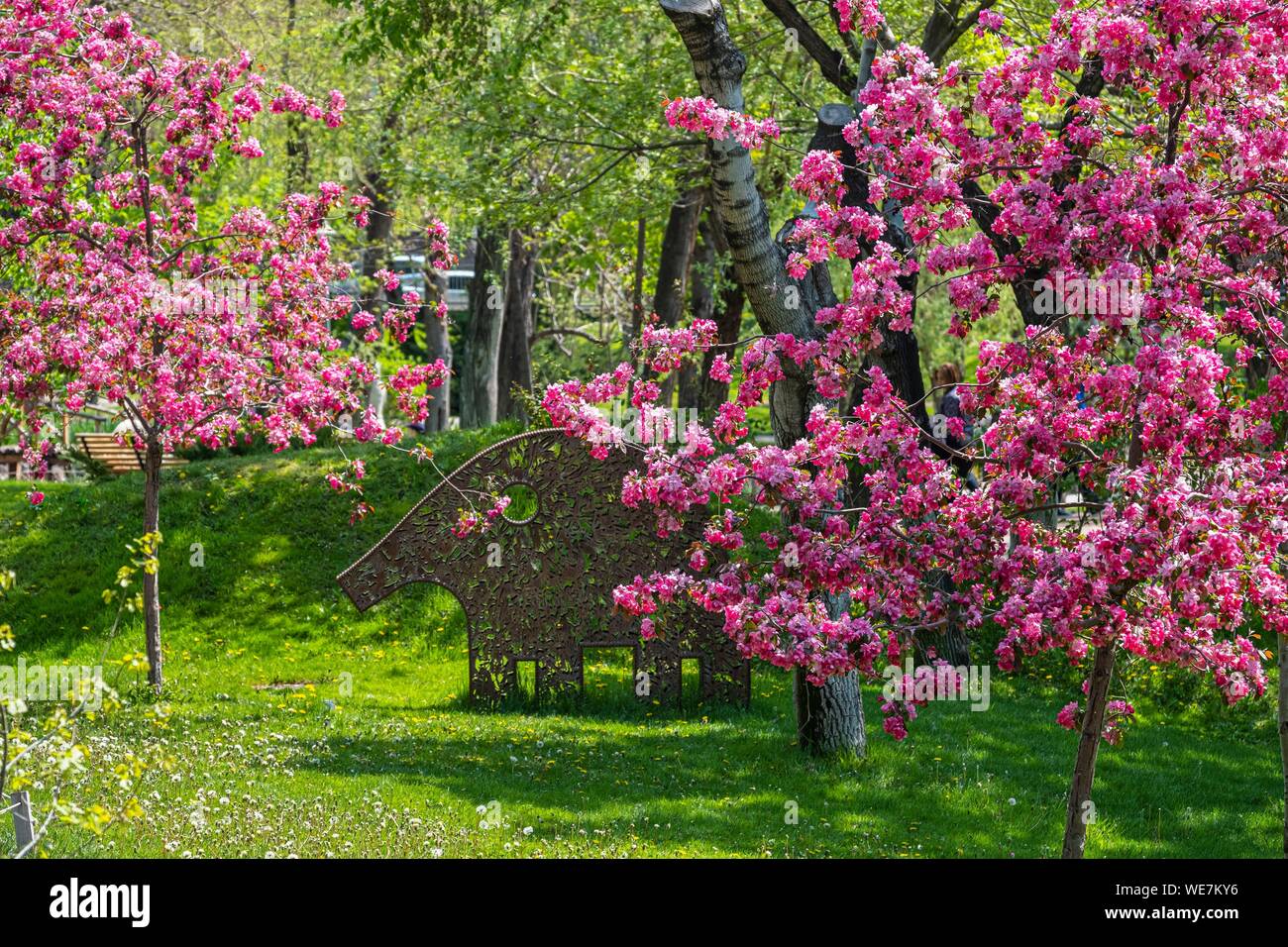 Lovers park hi-res stock photography and images - Alamy