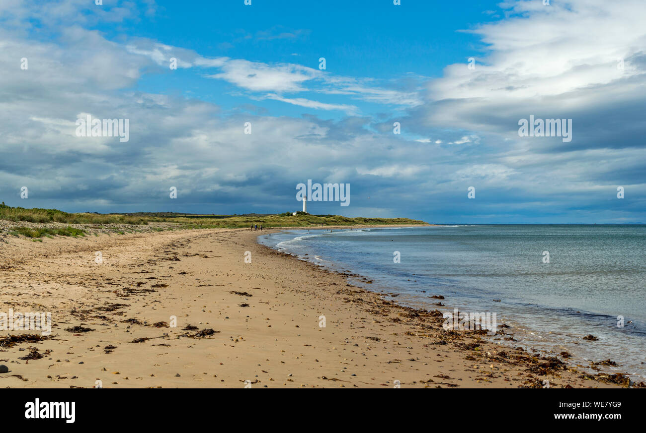 LOSSIEMOUTH MORAY COAST SCOTLAND THE COVESEA LIGHTHOUSE AND PEOPLE ...