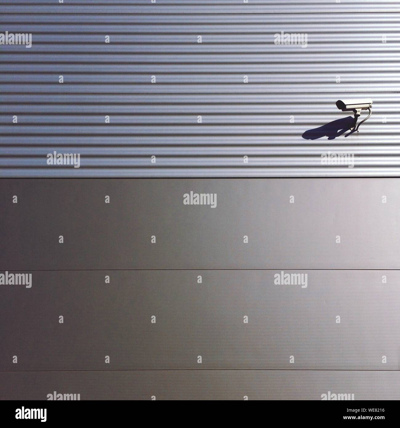 Cctv on wall hi-res stock photography and images - Alamy