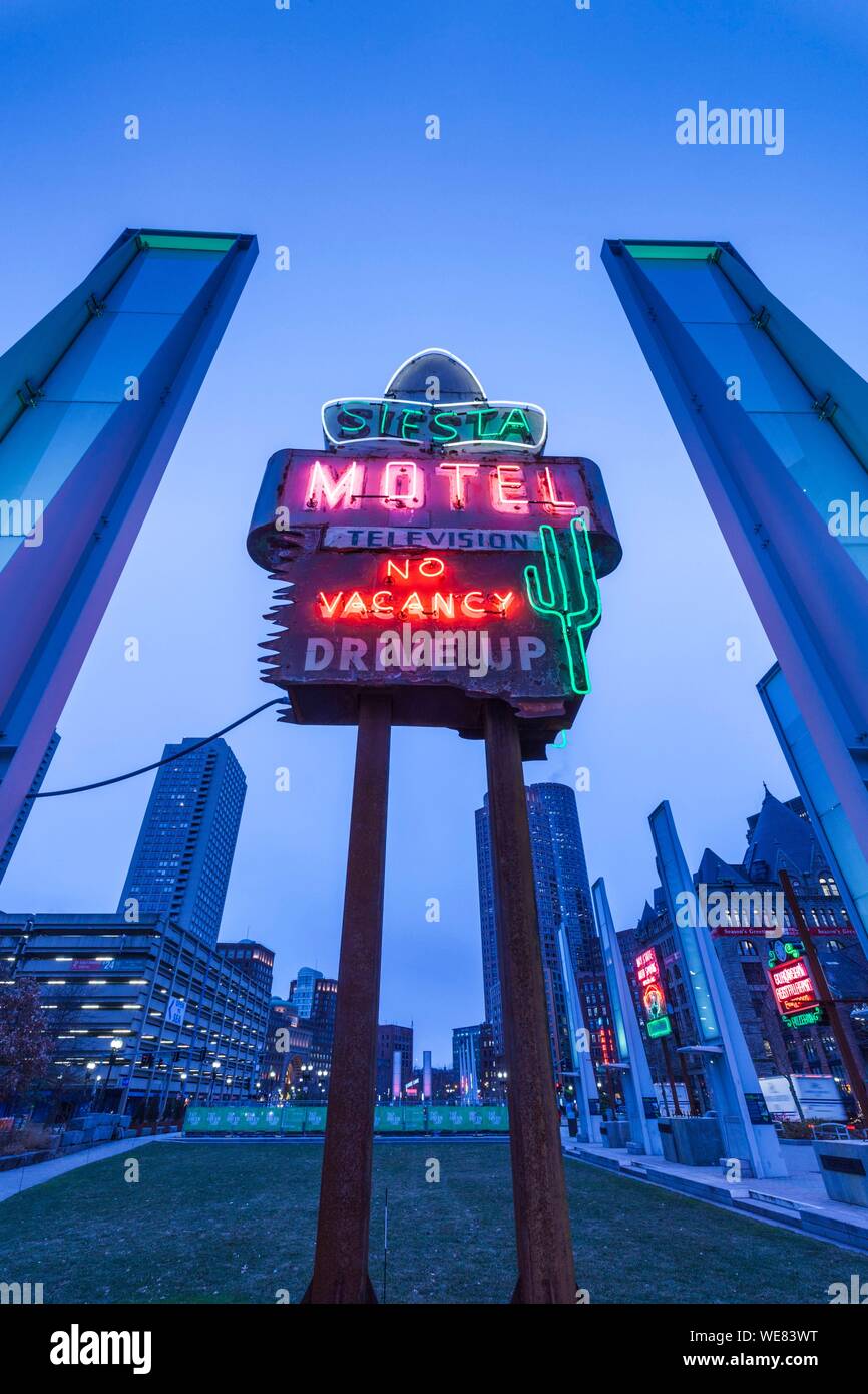 Neon sign board hi-res stock photography and images - Alamy