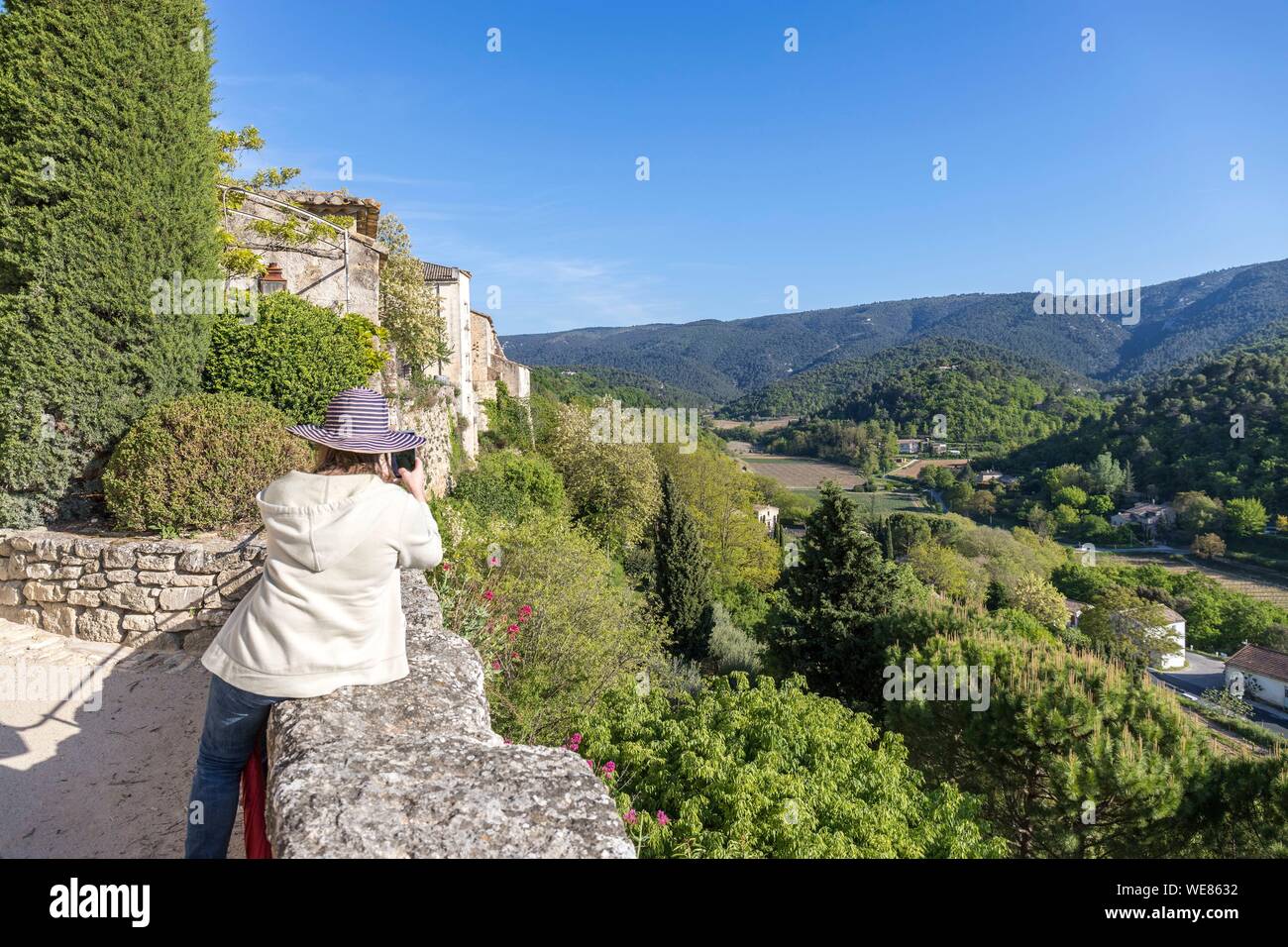 France, Vaucluse, regional natural park of Luberon, Ménerbes, labeled ...