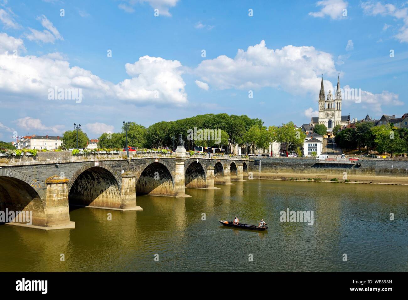France, Maine et Loire, Angers, Verdun bridge over the Maine river and ...