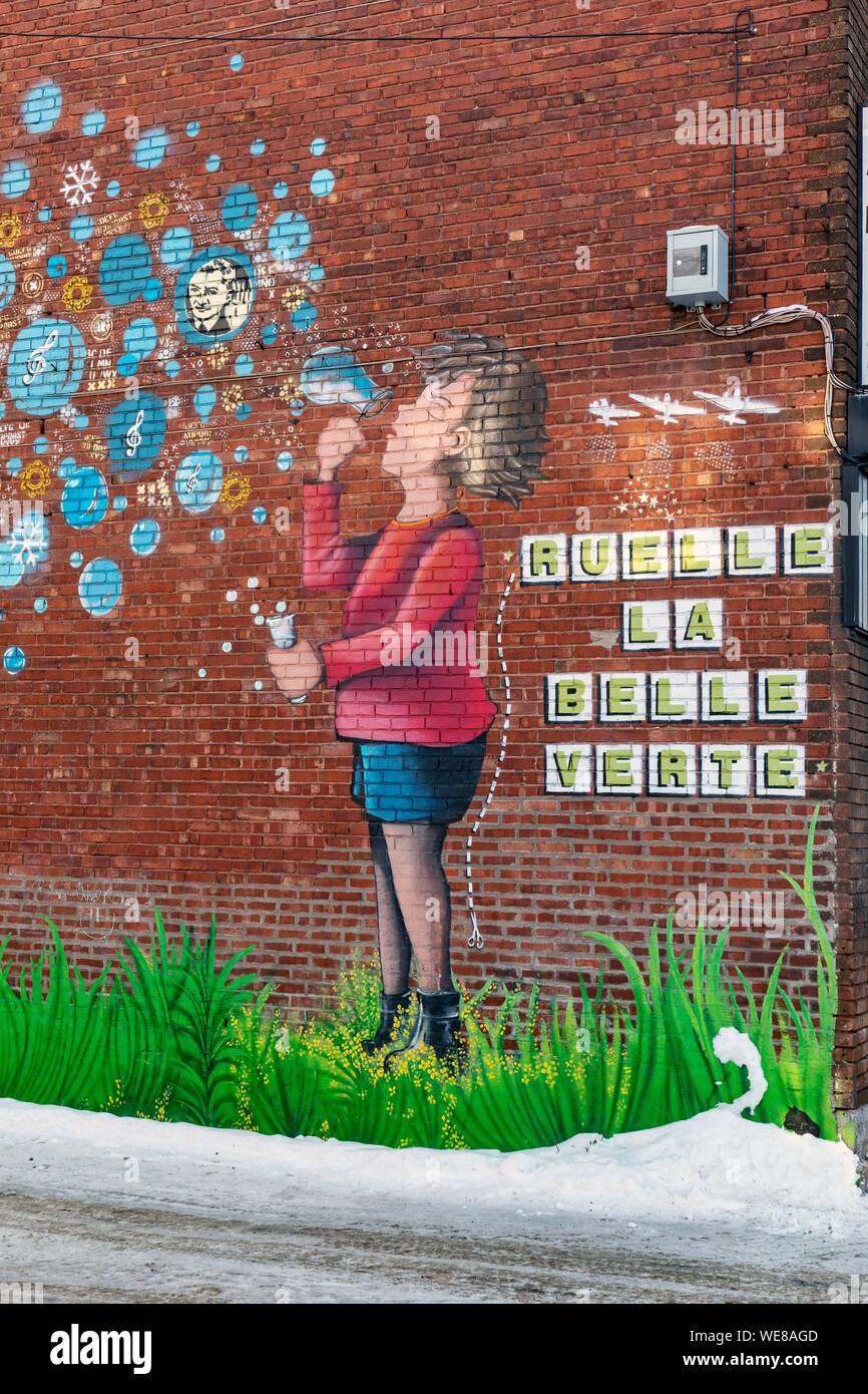 Montreal wall art hi-res stock photography and images - Alamy