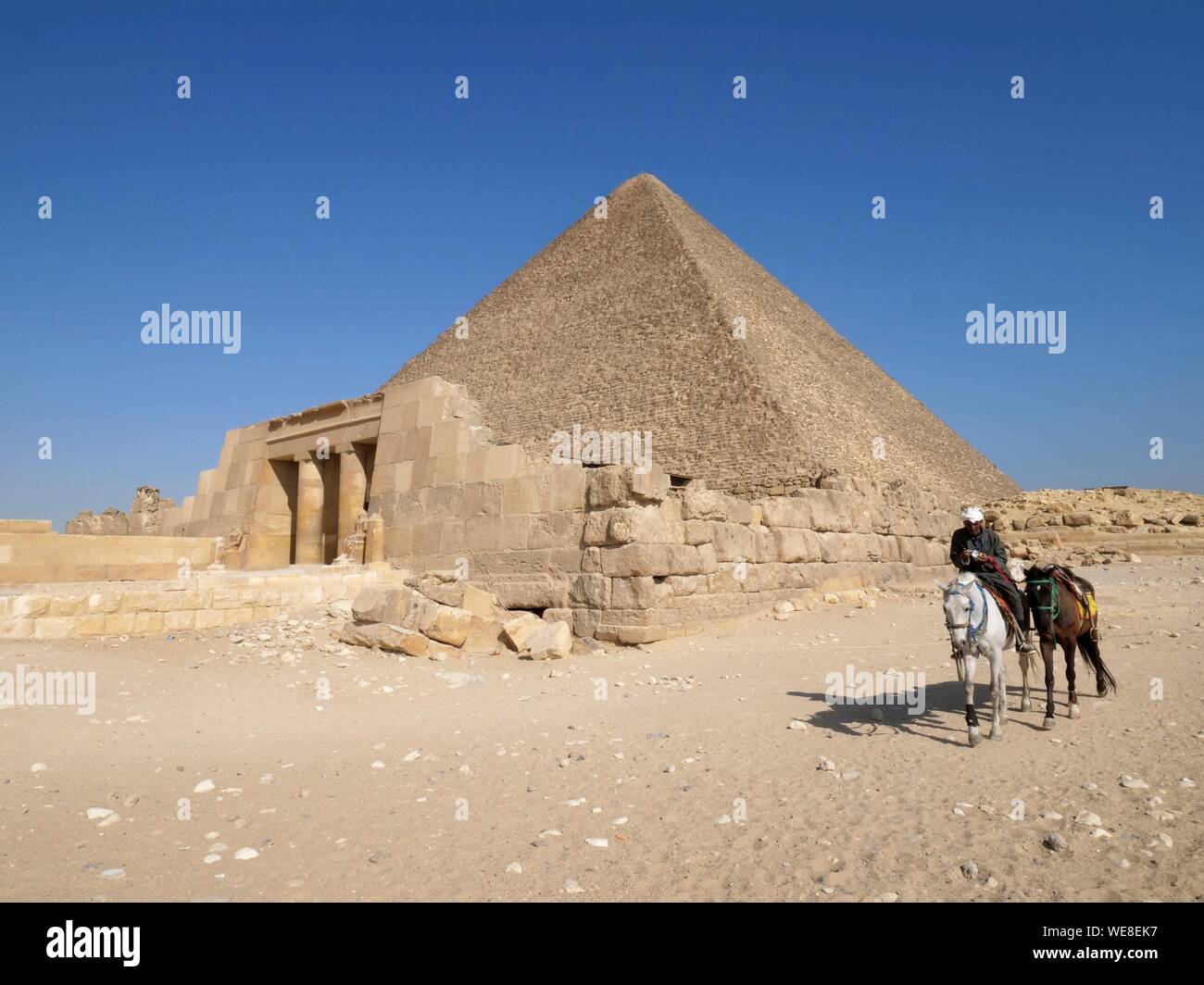 Egypt, Cairo, Giza, UNESCO World Heritage Site, Pyramids of Giza, the ...