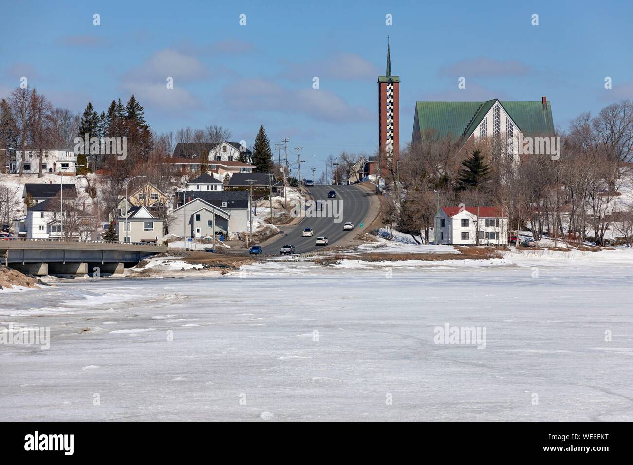 Canada ice road hi-res stock photography and images - Alamy