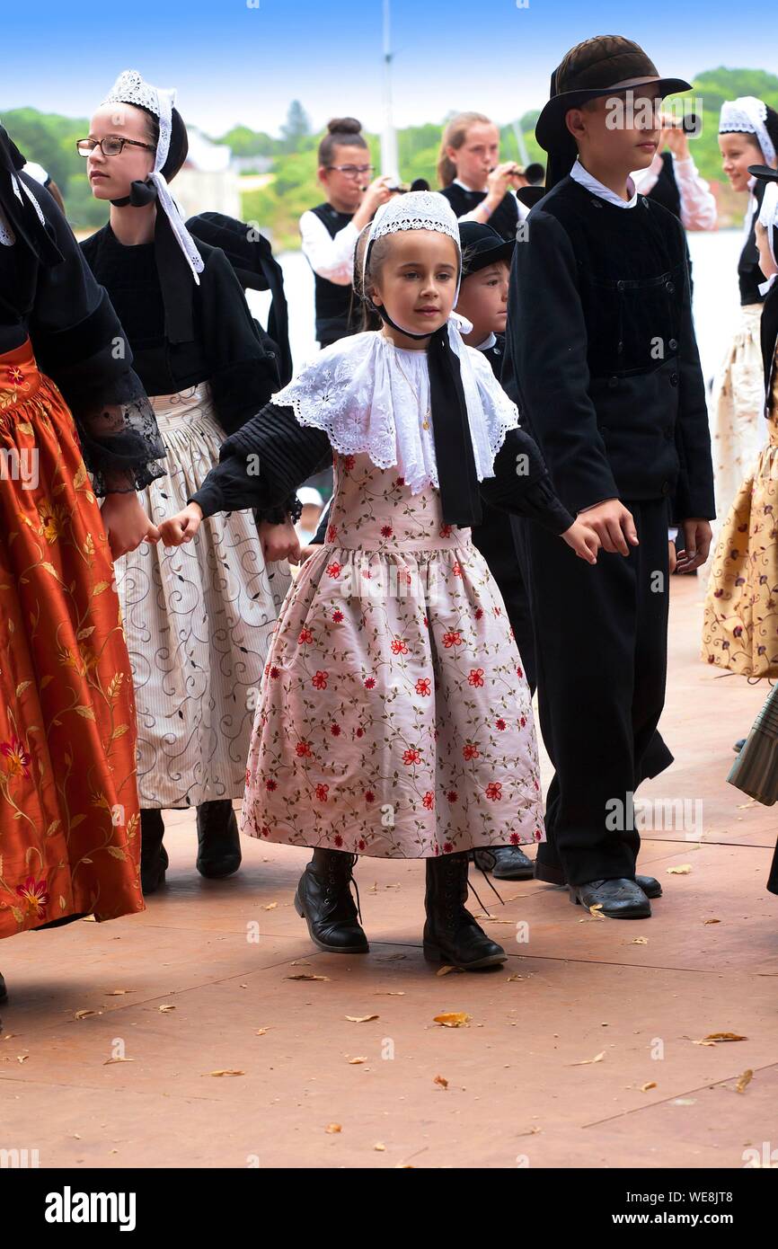 France, Finistere, Pont l'Abbe embroidery festival, Children's dances ...