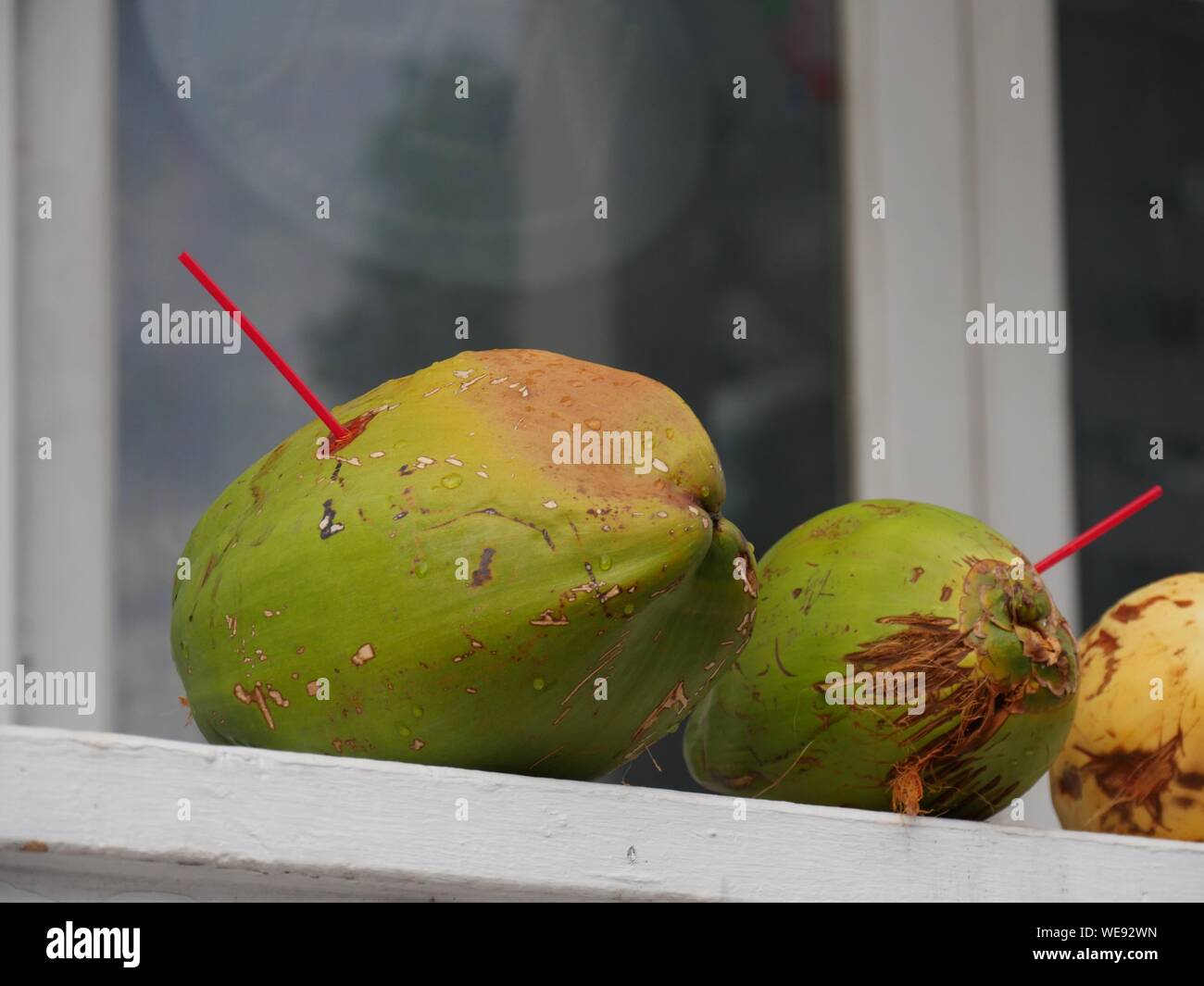 Coconuts ready drink coconut hi-res stock photography and images - Alamy