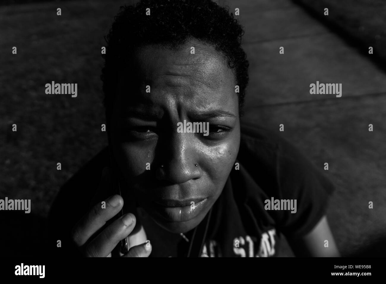 African woman portrait sad hi-res stock photography and images - Alamy