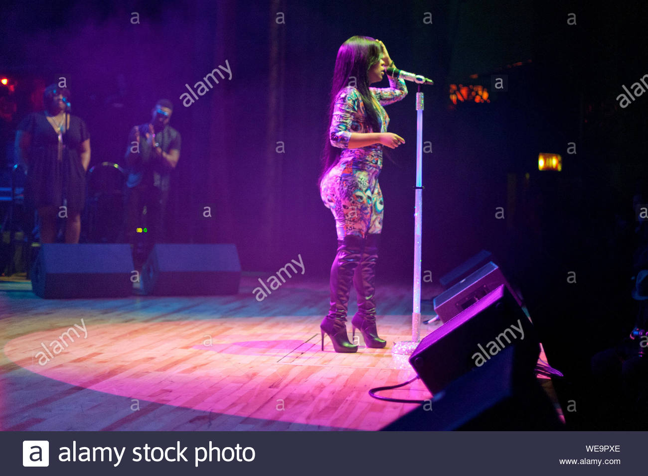 Mic Stand Stock Photos & Mic Stand Stock Images - Alamy